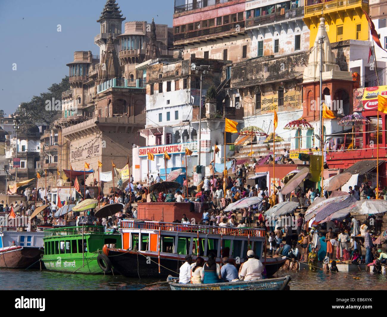 Crowd India Flag High Resolution Stock Photography and Images - Alamy