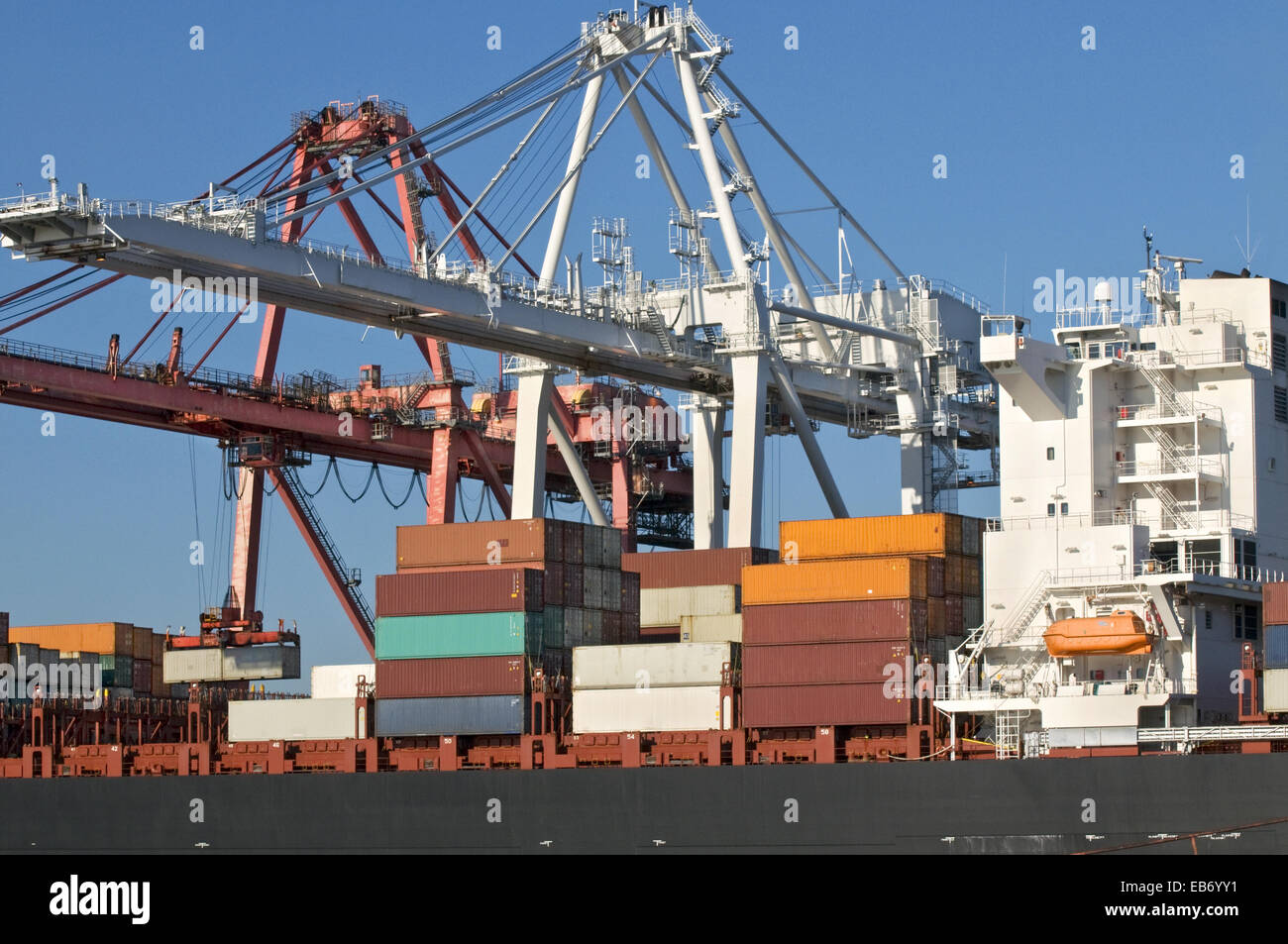 Transship hi-res stock photography and images - Alamy