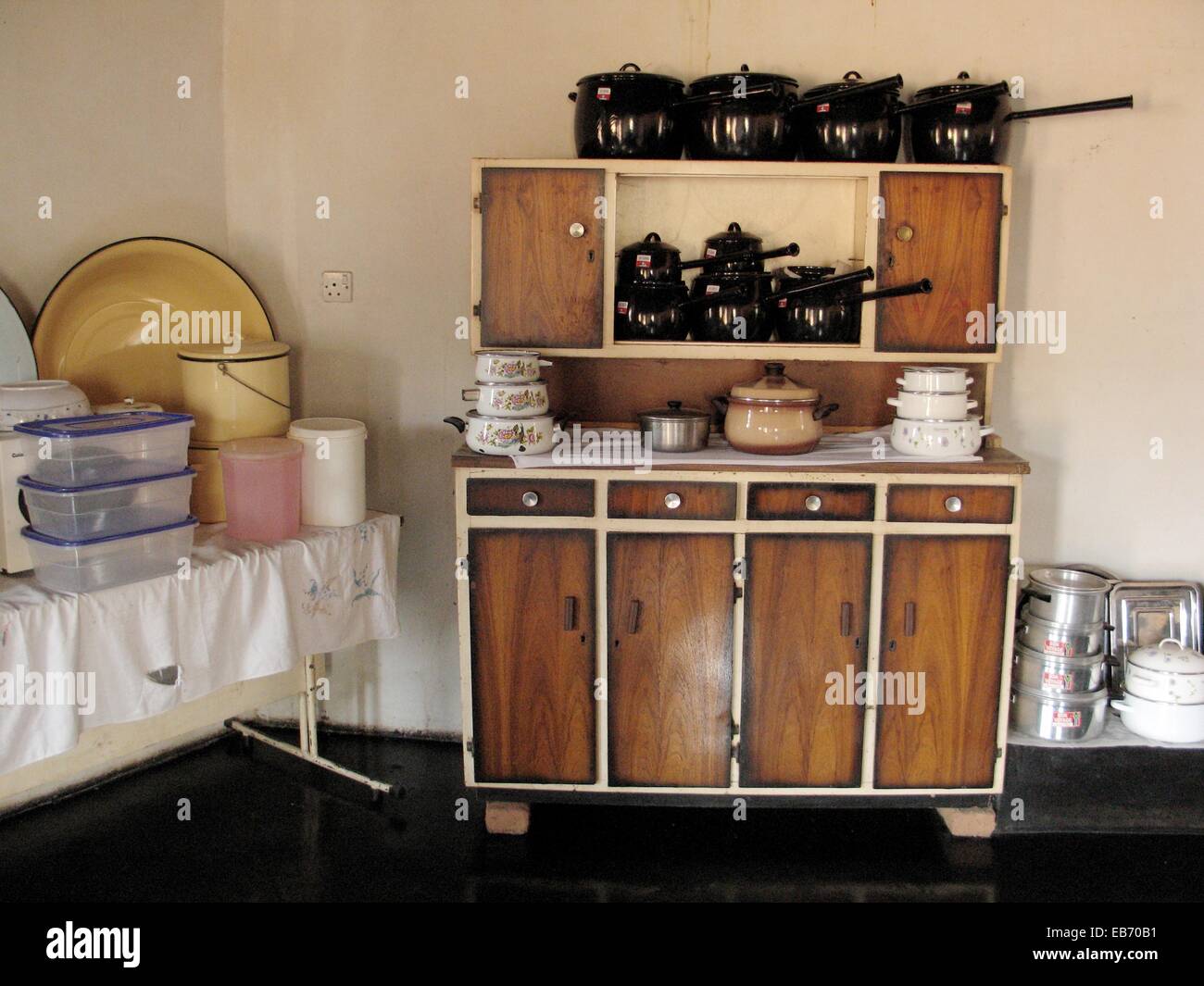 Zimbabwe kitchen hi-res stock photography and images - Alamy