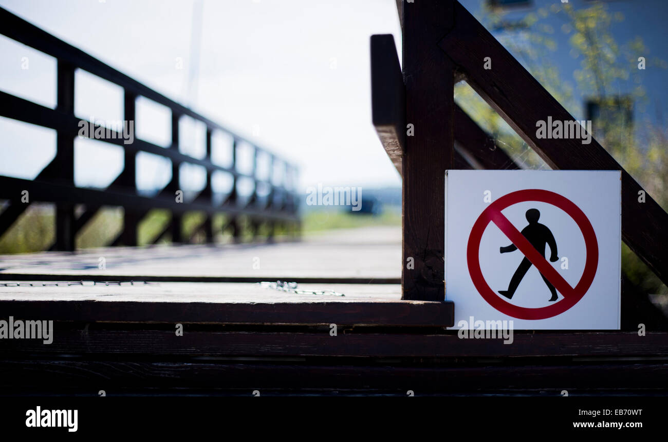 Stop sign bridge out hi-res stock photography and images - Alamy
