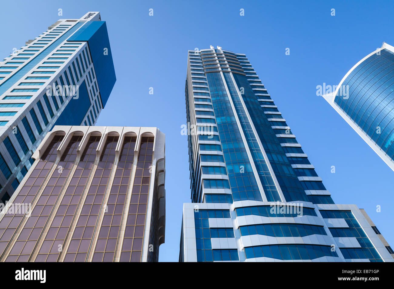 Modern tall commercial buildings hi-res stock photography and images ...