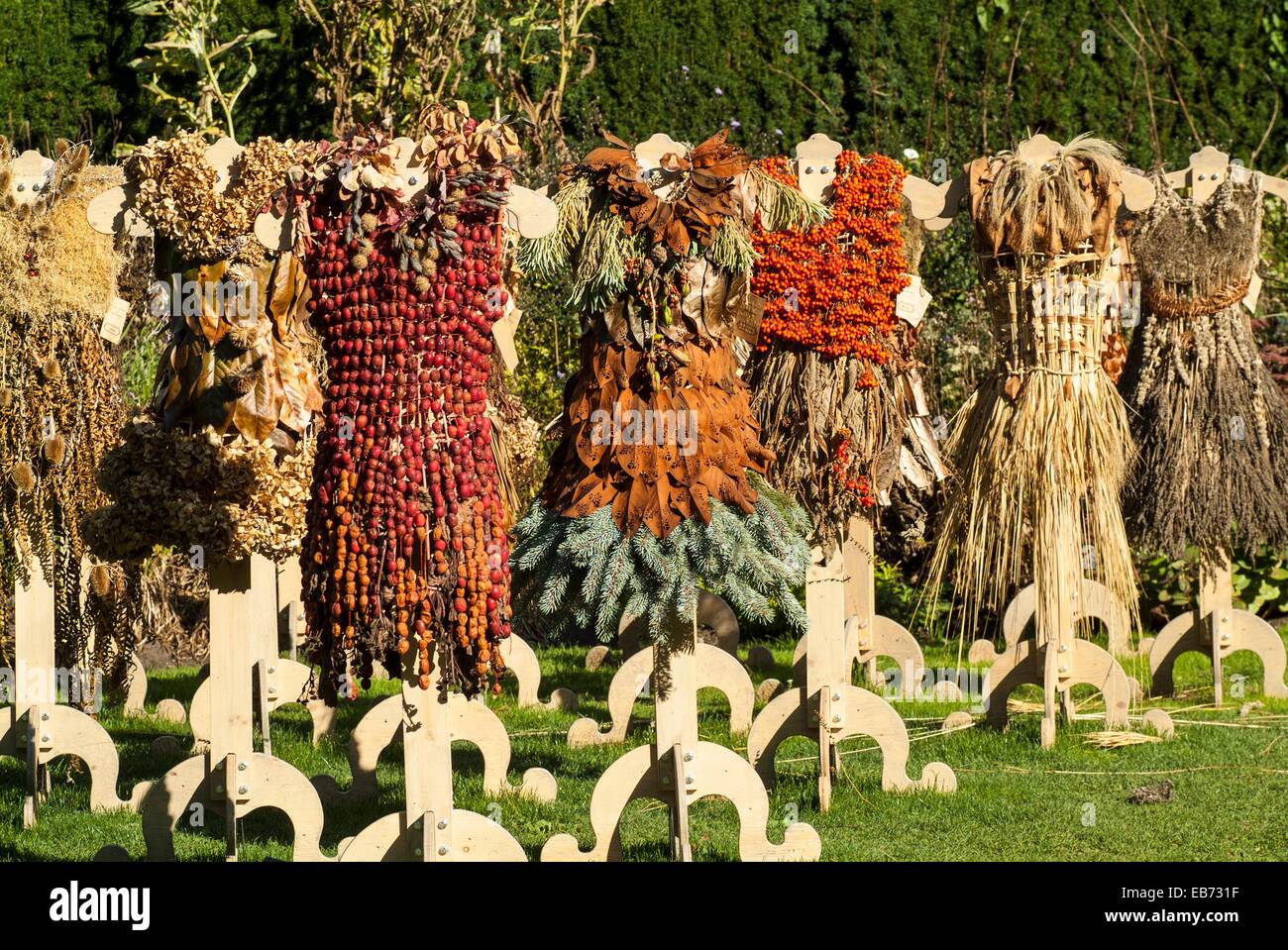 Garden art project hi-res stock photography and images - Alamy