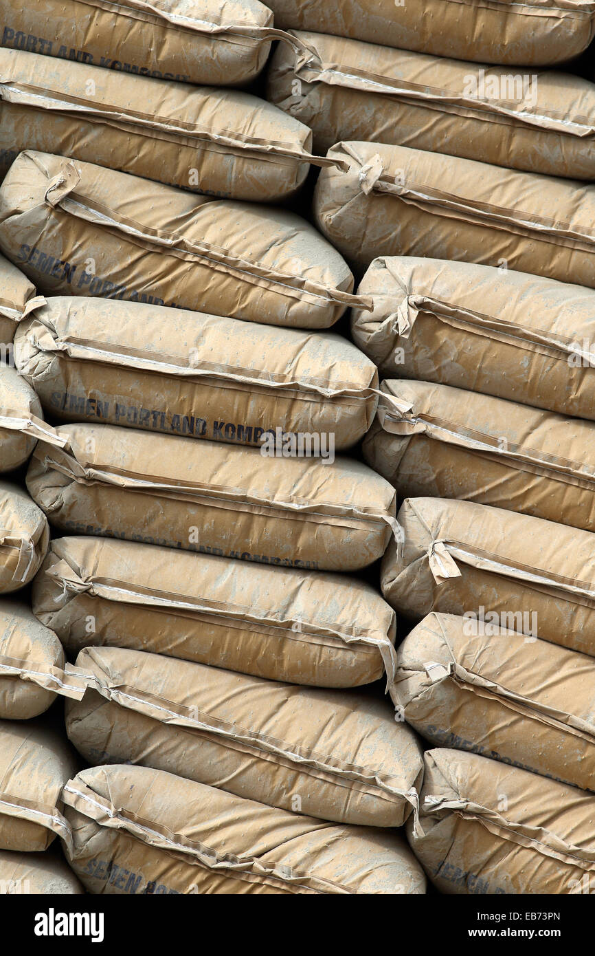 Cement sacks hi-res stock photography and images - Alamy