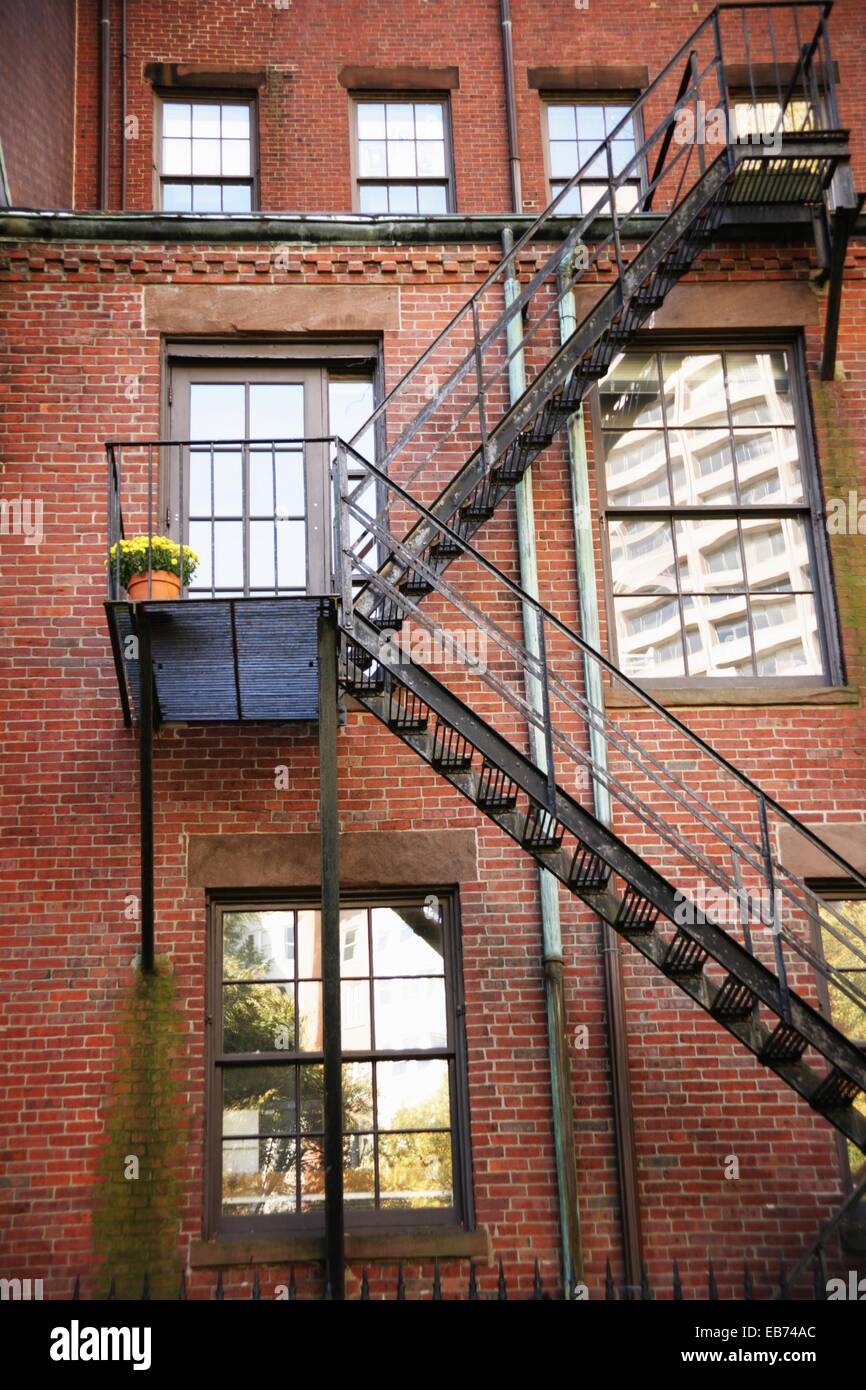 Fire escape in downtown boston hi-res stock photography and images - Alamy