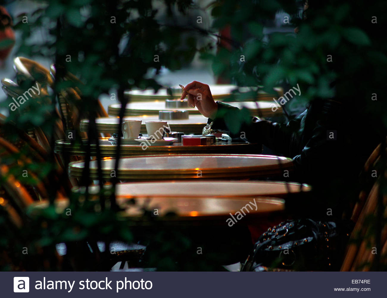 Paris Cafe Smoking Stock Photos & Paris Cafe Smoking Stock Images - Alamy
