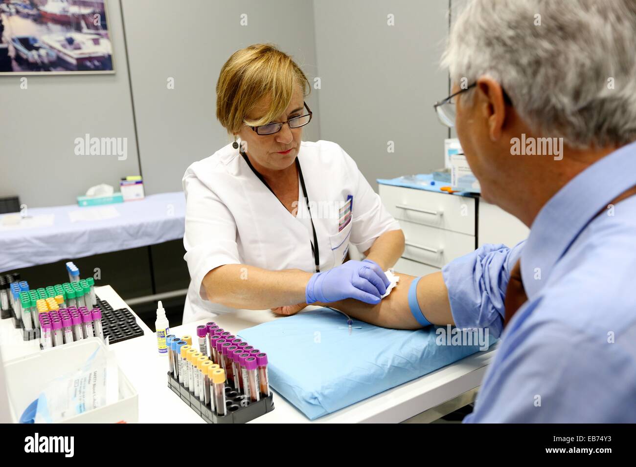 Blood extraction Onkologikoa Hospital Oncology Institute Case Center ...