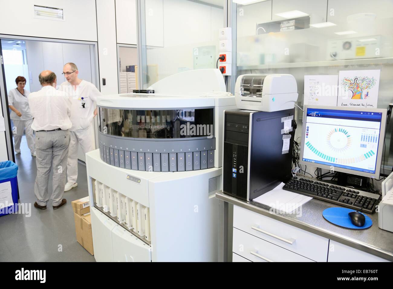 Lab Platforms High Resolution Stock Photography and Images - Alamy