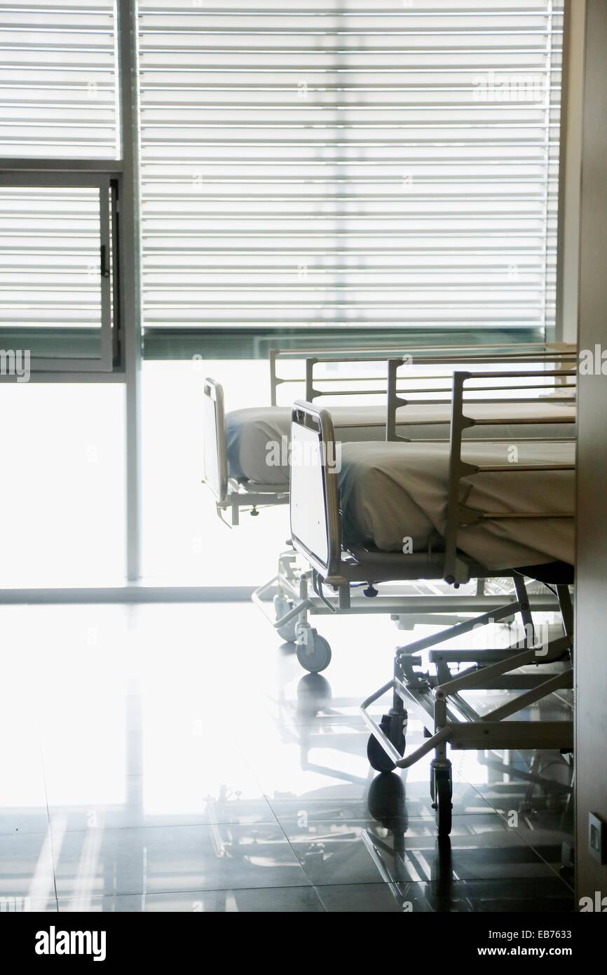 hospital room Onkologikoa Hospital Oncology Institute Case Center for ...