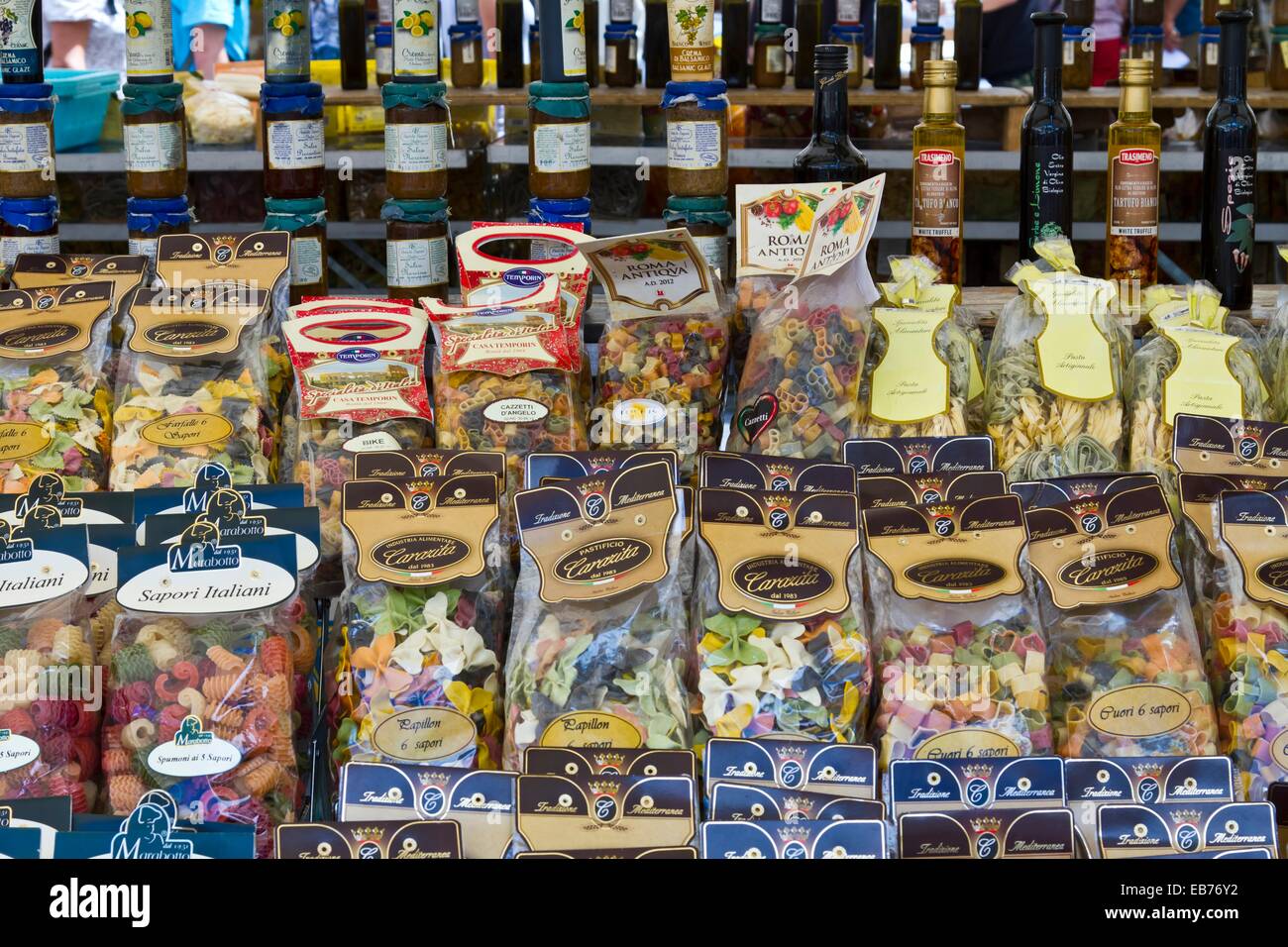Pasta shop in rome hi-res stock photography and images - Alamy