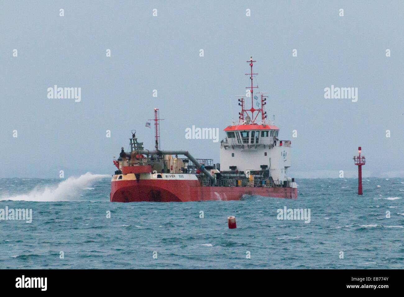 River Bee hopper deredger Stock Photo - Alamy