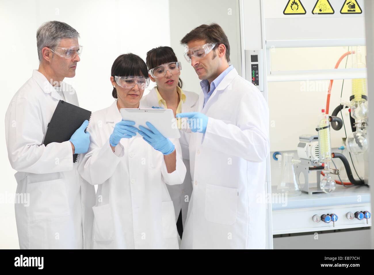 Shinthesis Lab Research Laboratory R&D+i Design and synthesis new ...