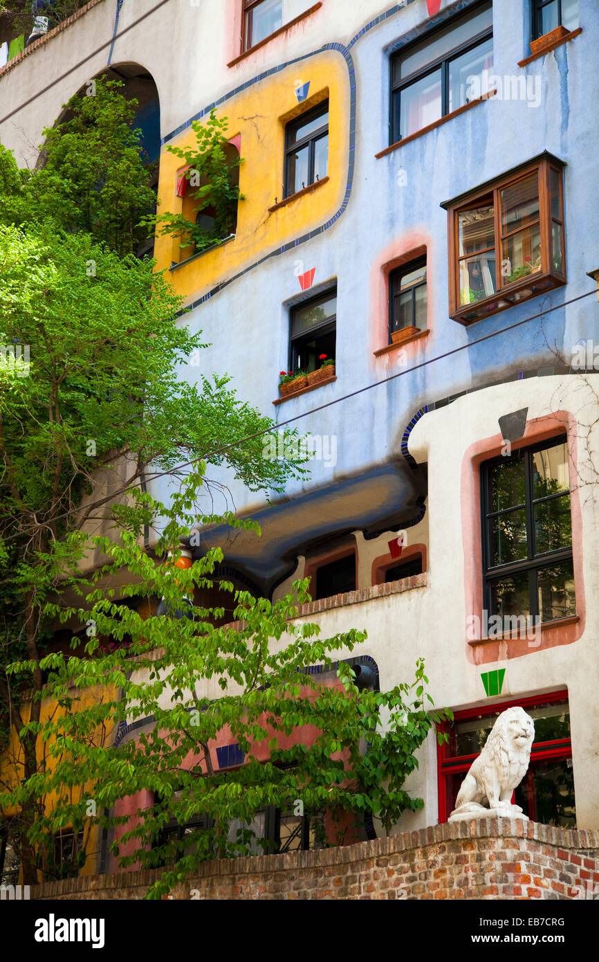 Building designed by Hundertwasser, Hundertwasserhaus, Vienna, Austria ...