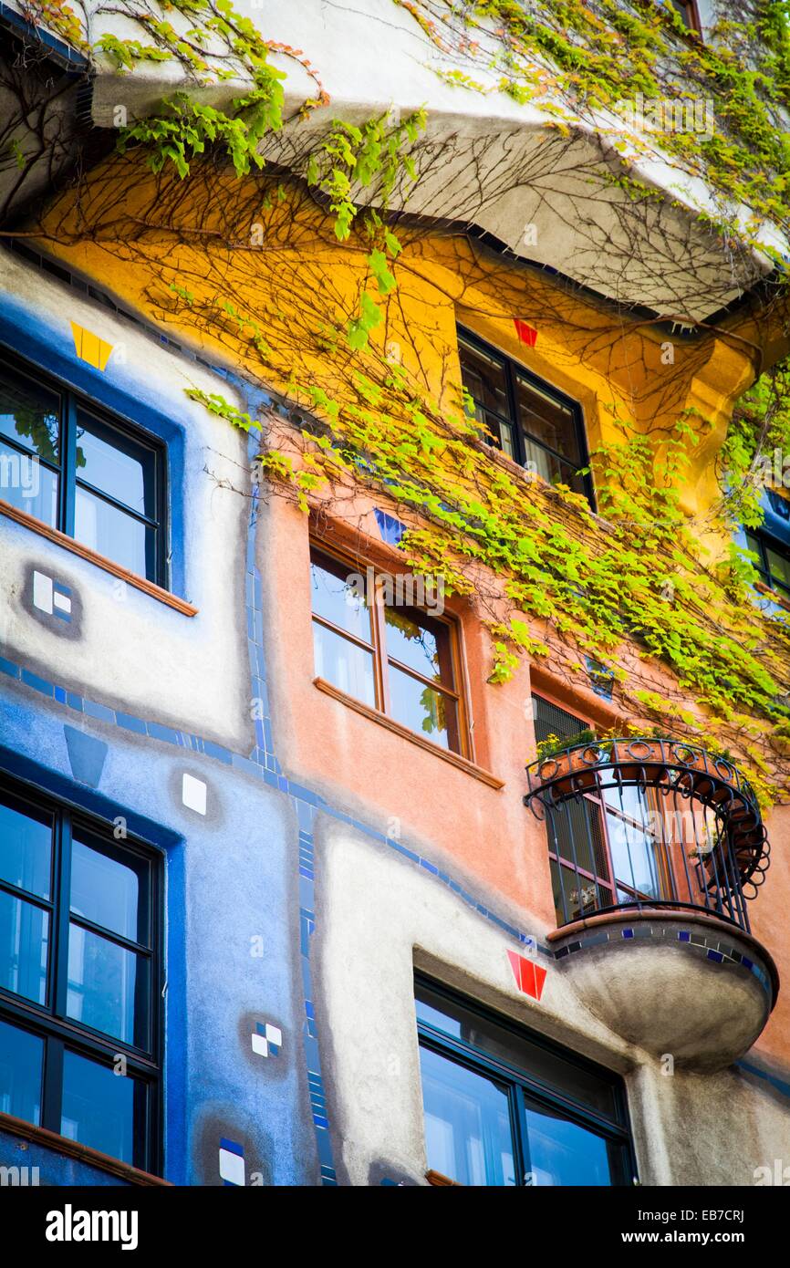 Building designed by Hundertwasser, Hundertwasserhaus, Vienna, Austria ...