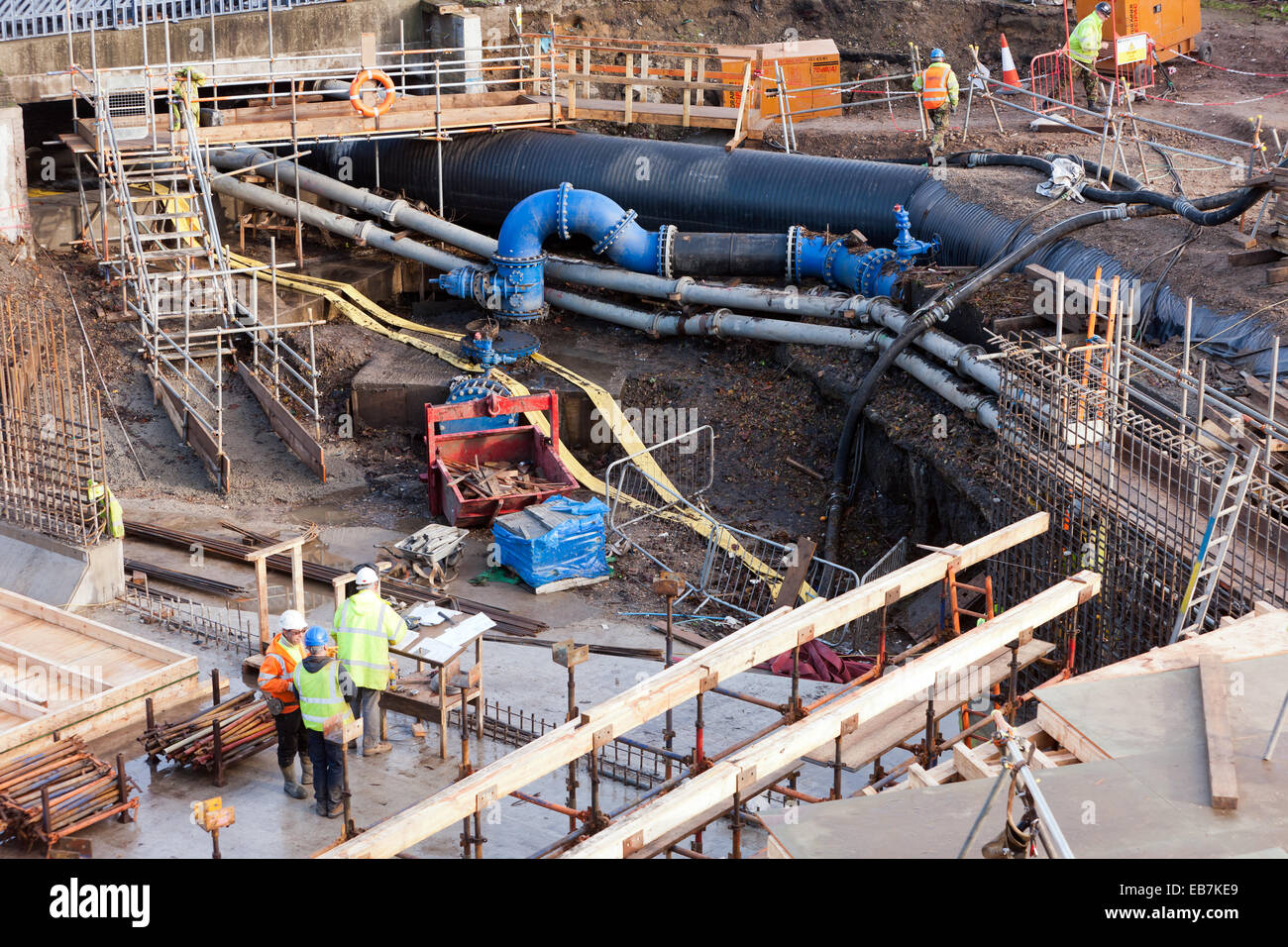 The River Ravensbourne is constrained in pipes under Loampit Vale ...