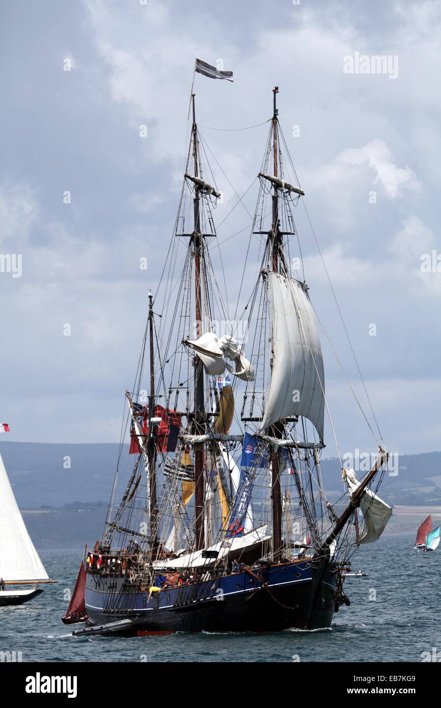 Earl of pembroke boat hi-res stock photography and images - Alamy