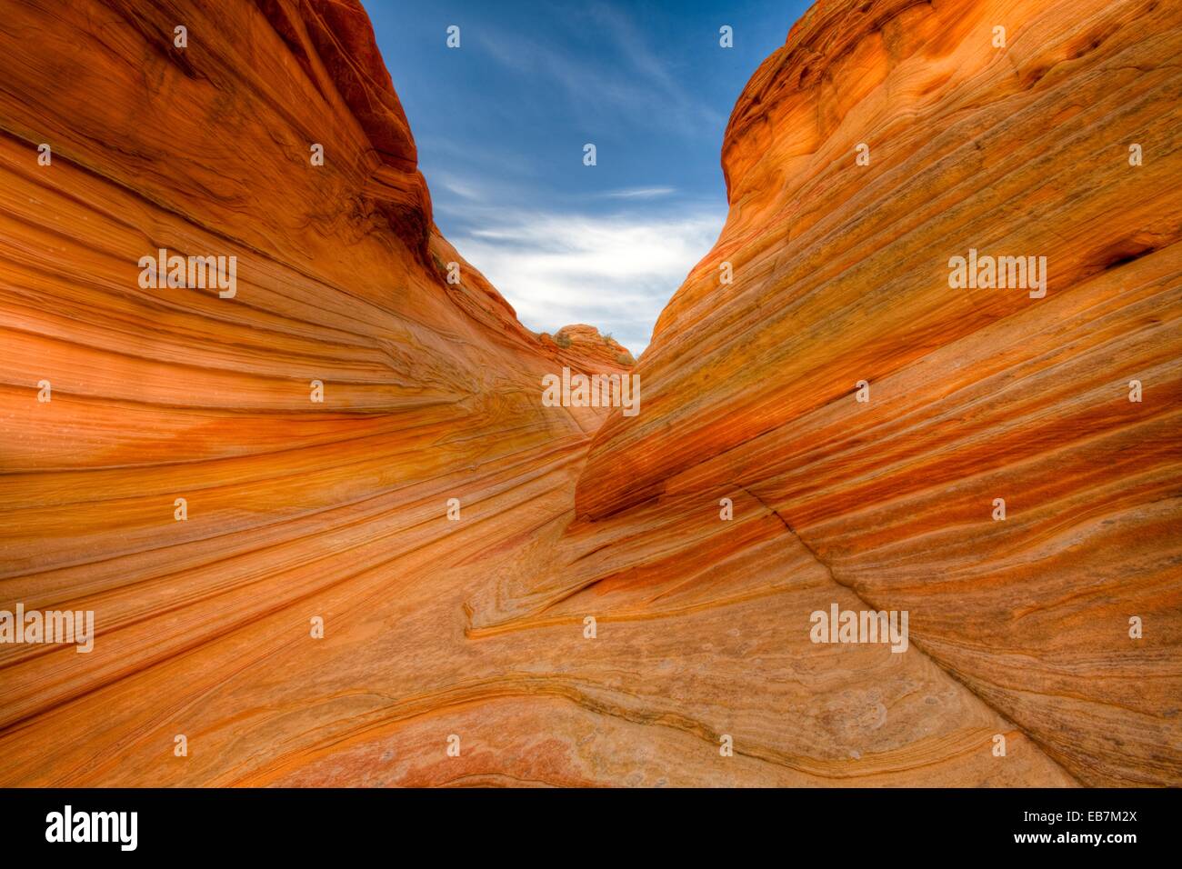 Horizontal image striated rock formation hi-res stock photography and ...