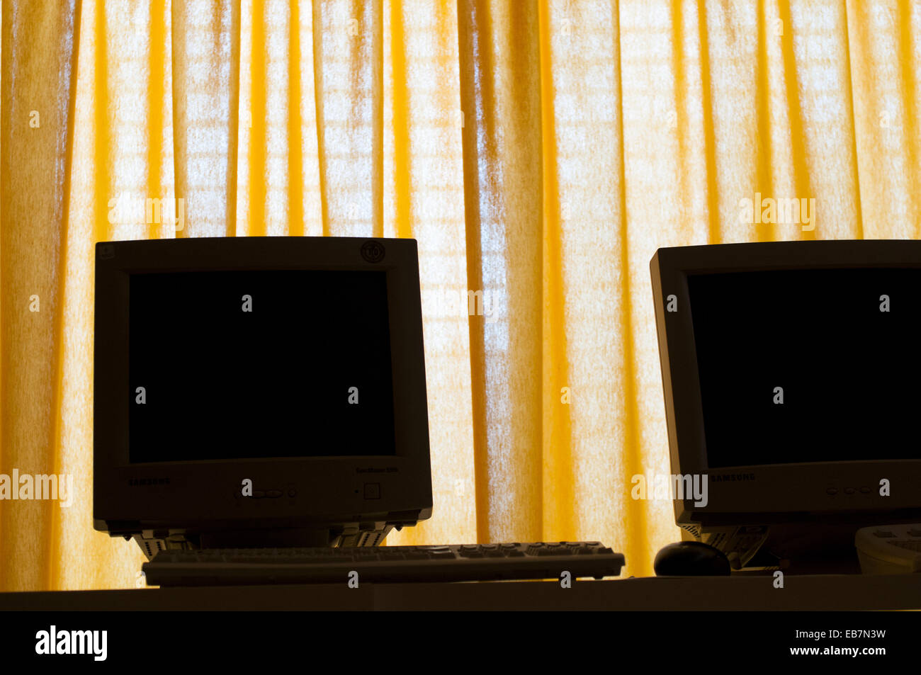 Curtains and screens hi-res stock photography and images - Alamy