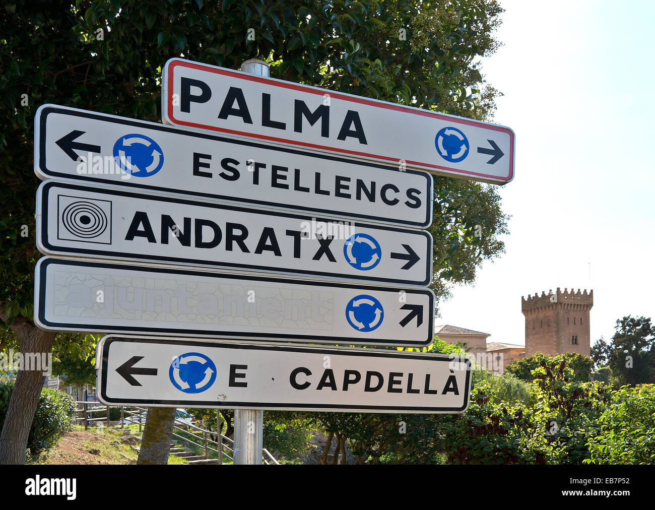 Road sign majorca hi-res stock photography and images - Alamy