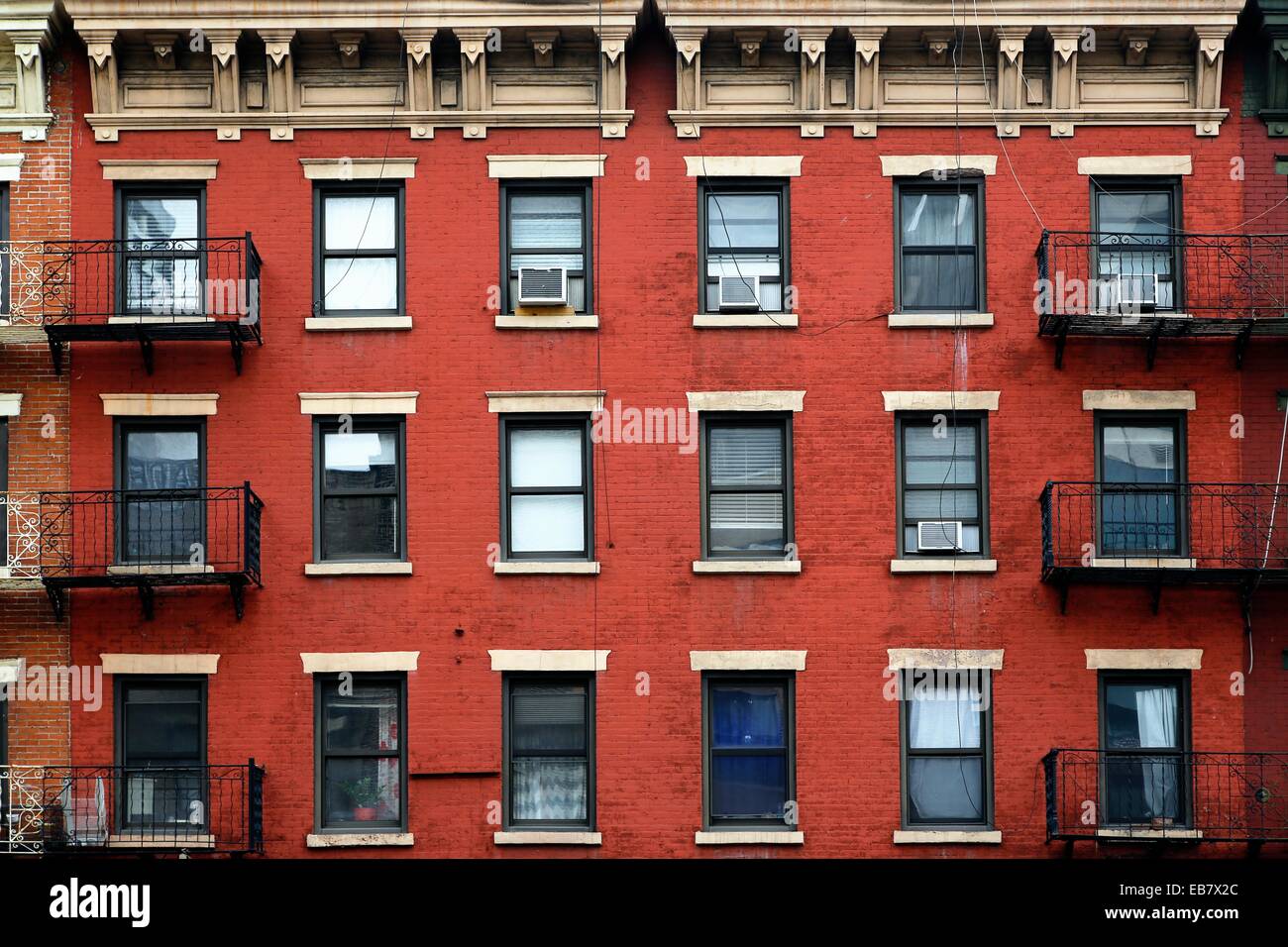 Tenements new york hi-res stock photography and images - Alamy