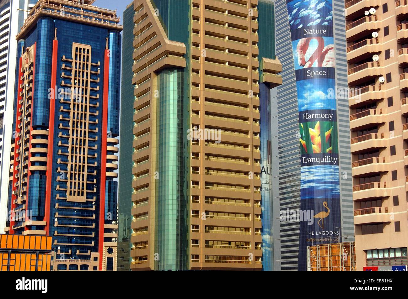 Dubai international convention centre hi-res stock photography and ...