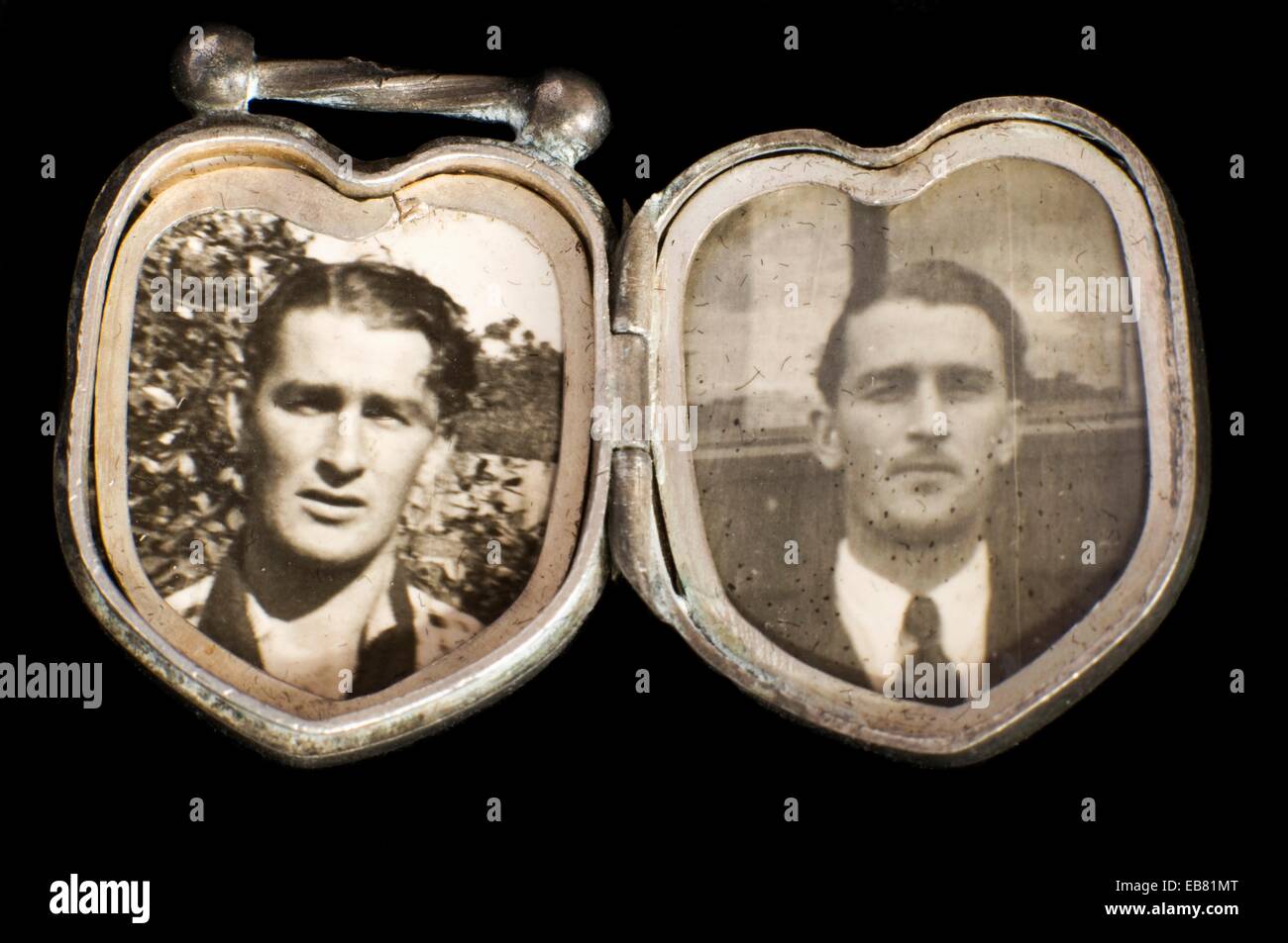 Antique Locket High Resolution Stock Photography and Images - Alamy