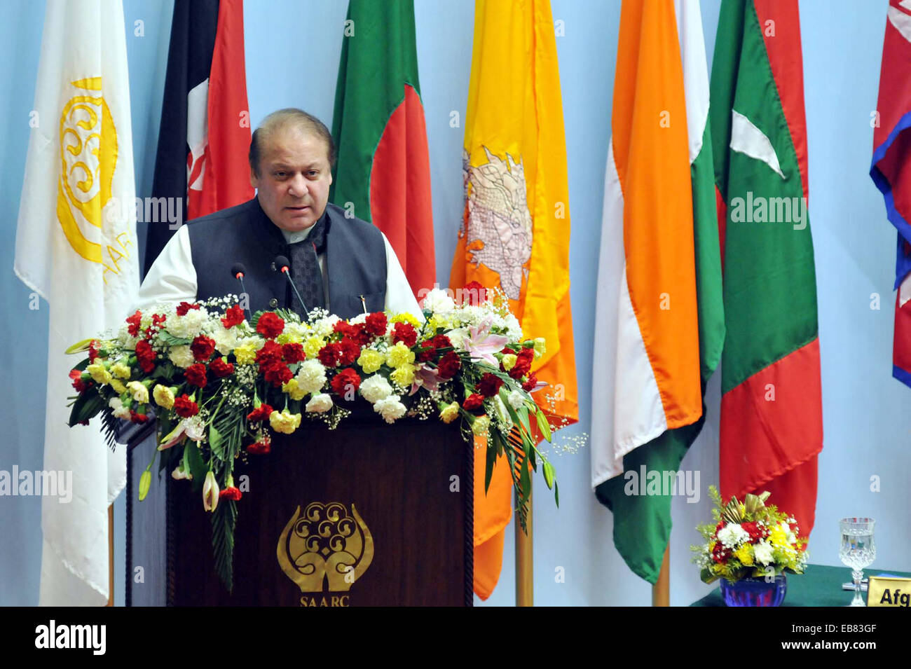 Prime Minister, Muhammad Nawaz Sharif addressing the closing session of ...
