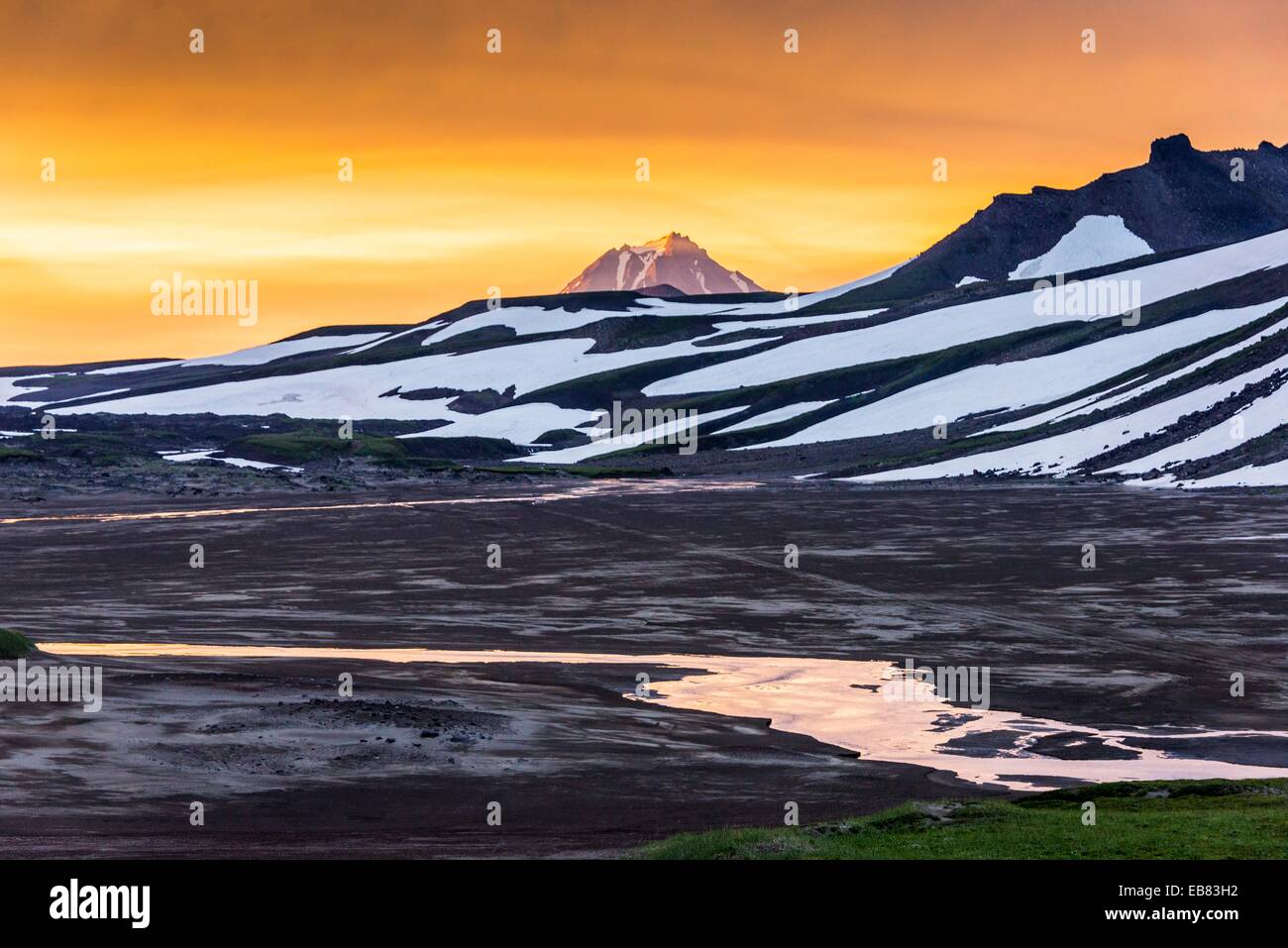 Kamchatka Peninsula - Vulcano - Mutnovsky - base camp - Vulcano ...