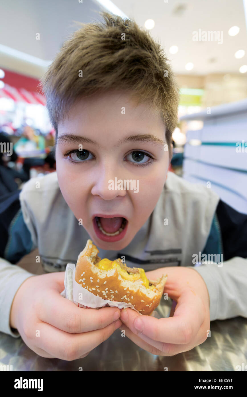 Boy eat sandwich teen hi-res stock photography and images - Alamy