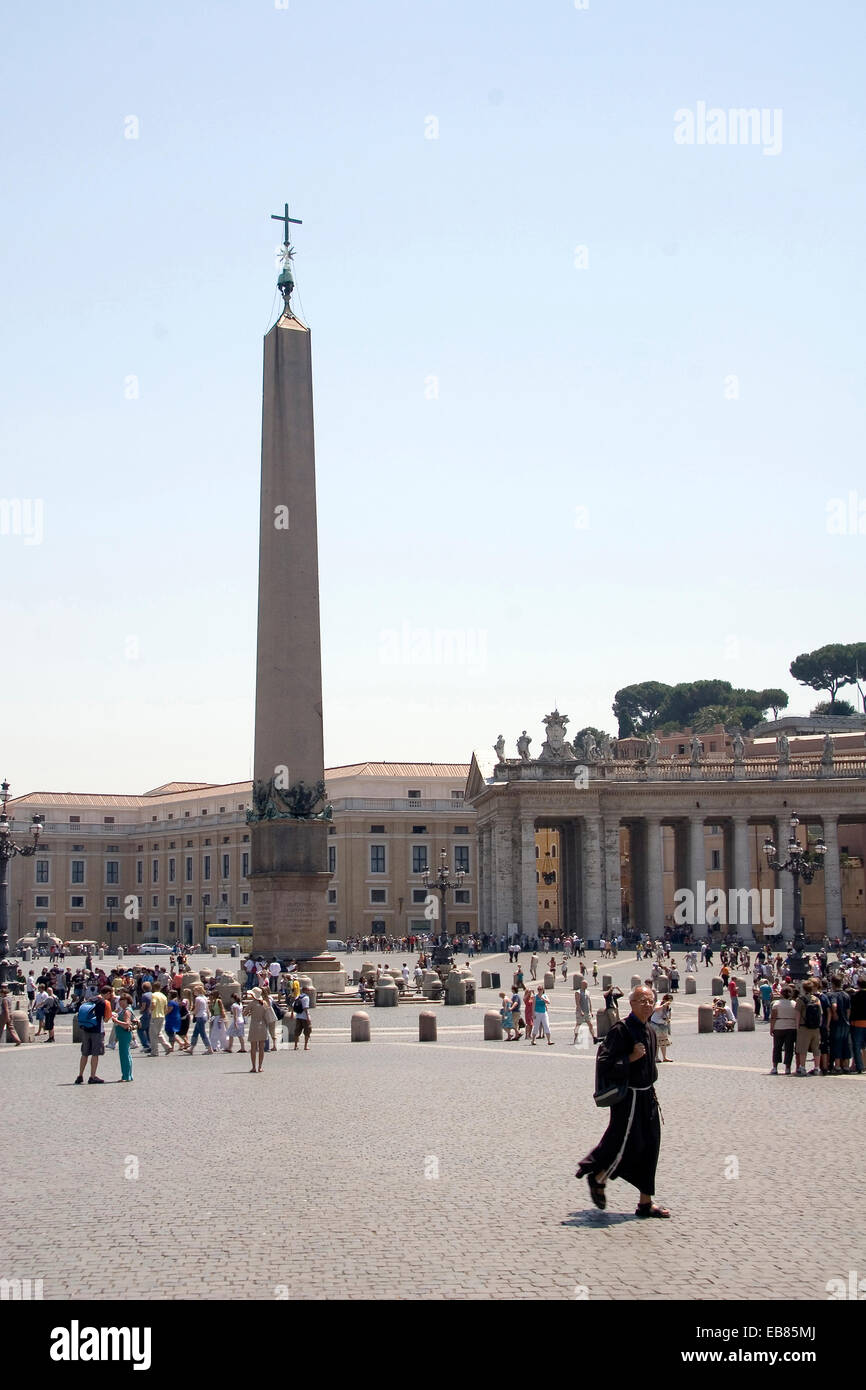 Saint Peter of the Vatican square, Vatican city, Italy Stock Photo - Alamy