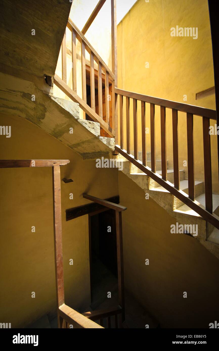 Museum islamic art stairs hi-res stock photography and images - Alamy