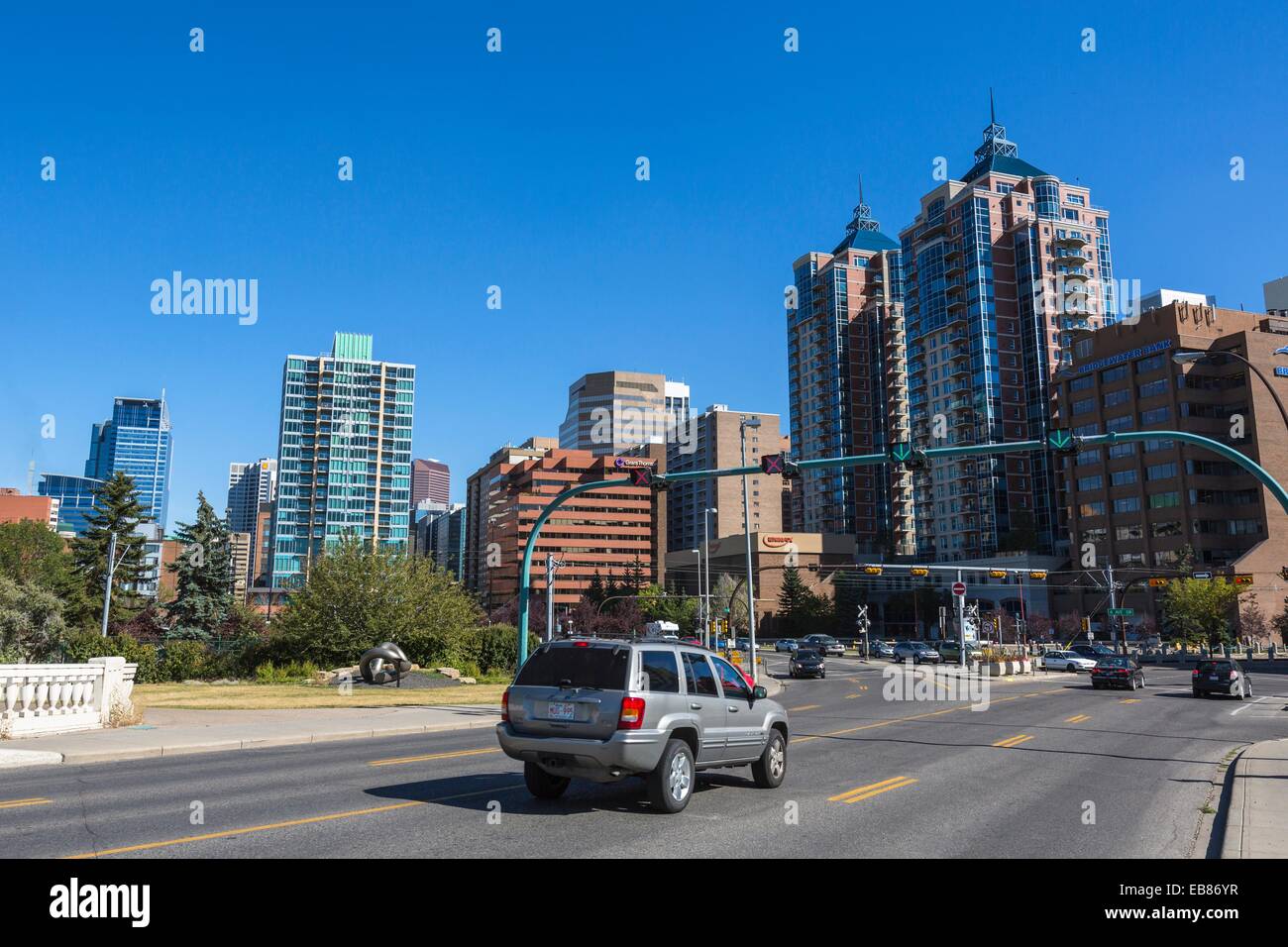 Busy street calgary hi-res stock photography and images - Alamy
