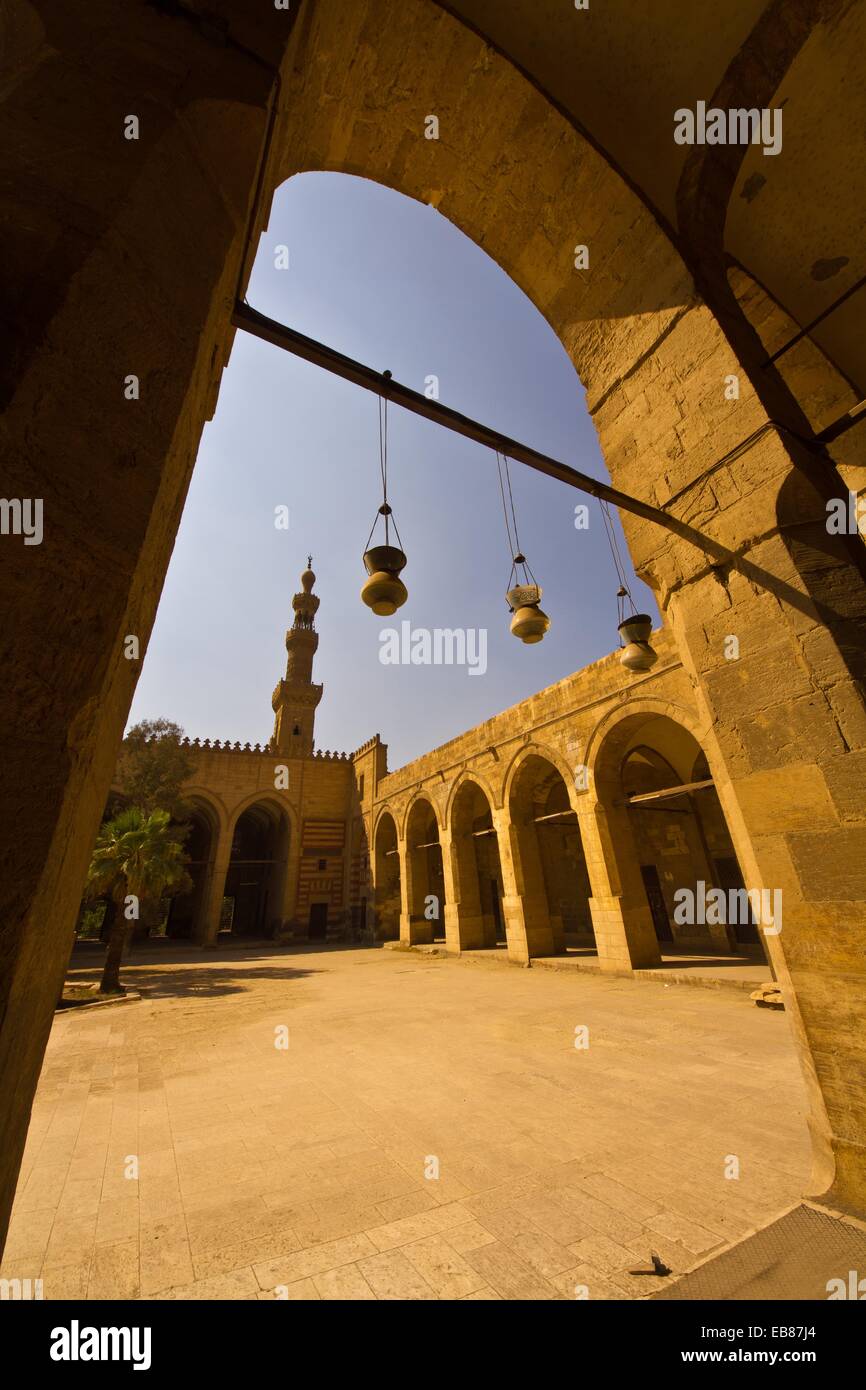 Africa cairo egypt northern cemetery hi-res stock photography and ...