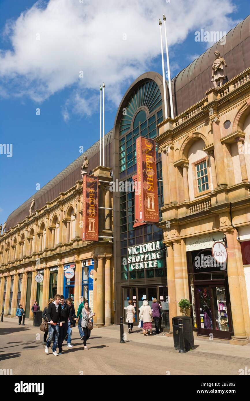 Victoria Shopping Centre Harrogate Town Centre Yorkshire Uk England ...