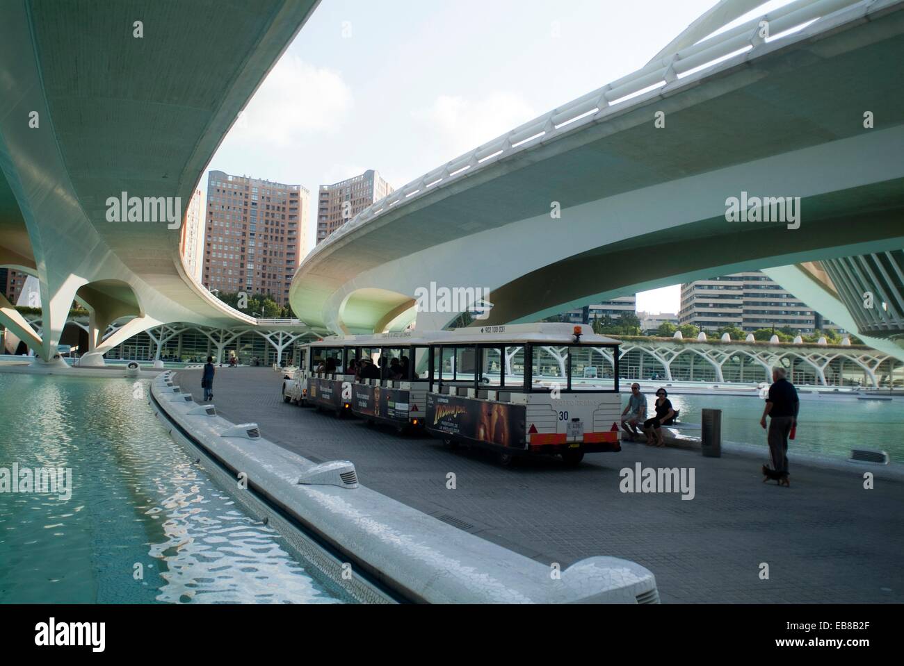 Puente monteolivete bridge hi-res stock photography and images - Alamy