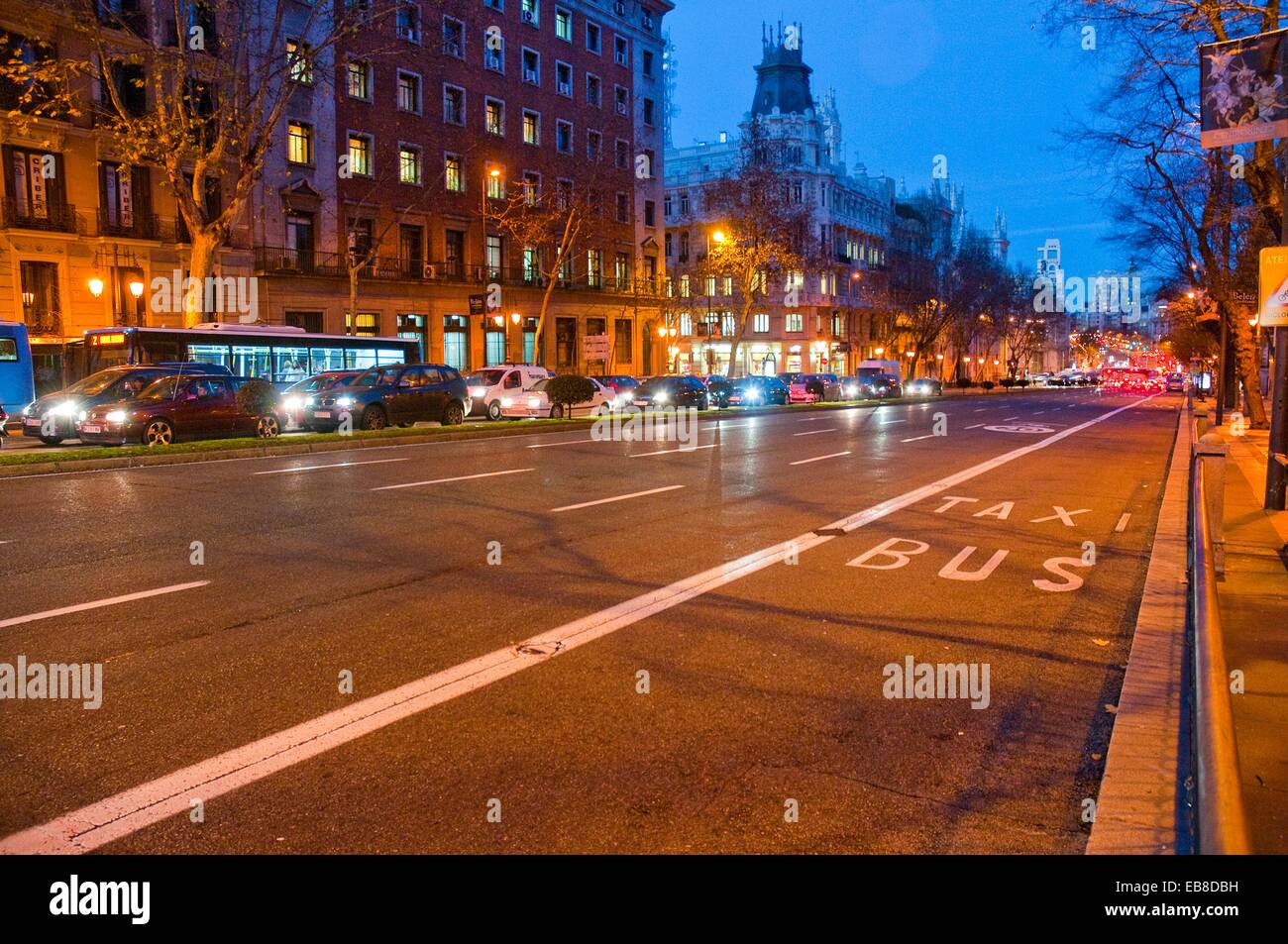 Bus taxi lane hi-res stock photography and images - Alamy
