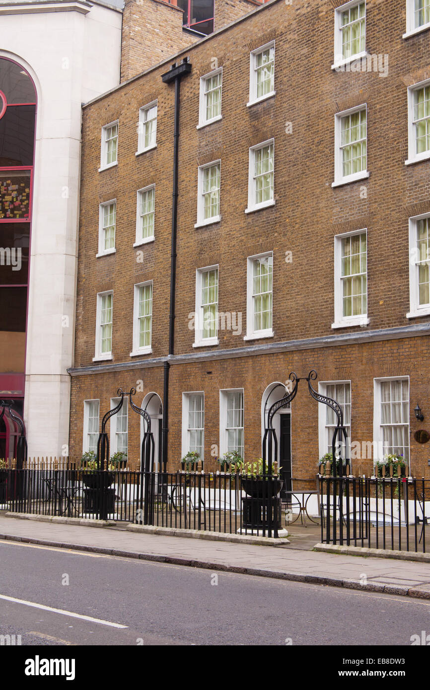 Chiswell street london hi-res stock photography and images - Alamy