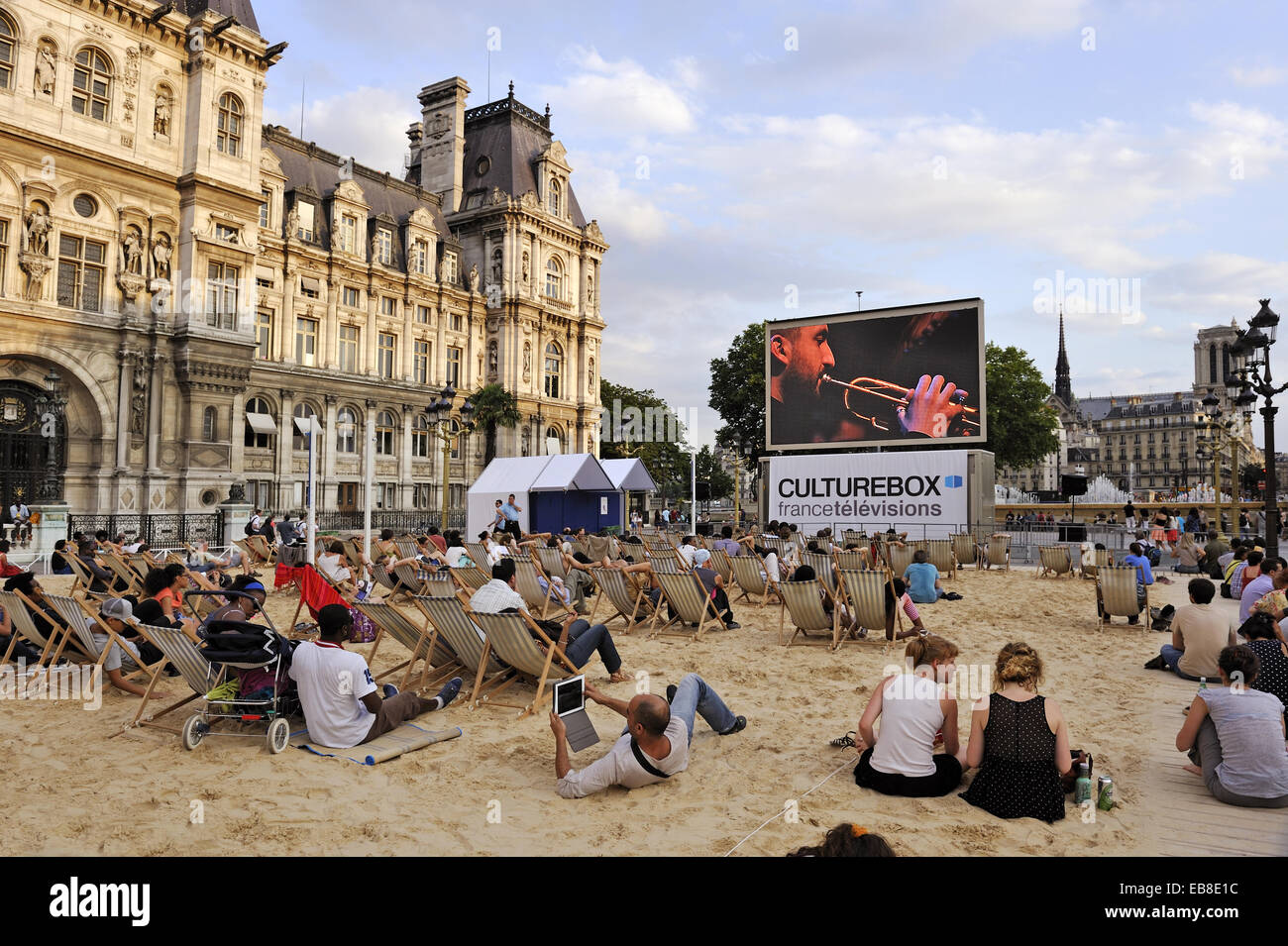 Paris plage plages hi-res stock photography and images - Alamy