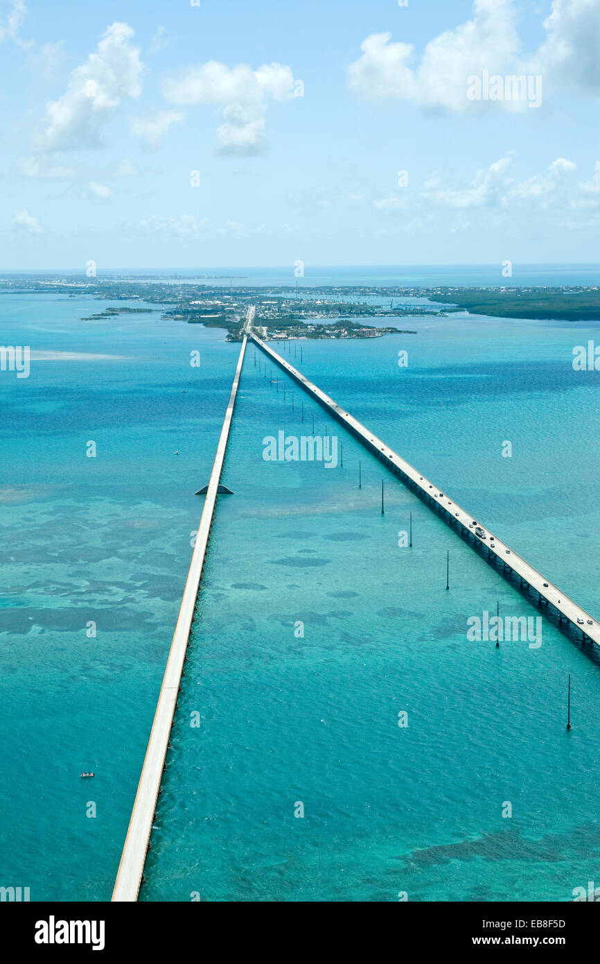 SEVEN MILE BRIDGE MONROE COUNTY FLORIDA USA Stock Photo - Alamy