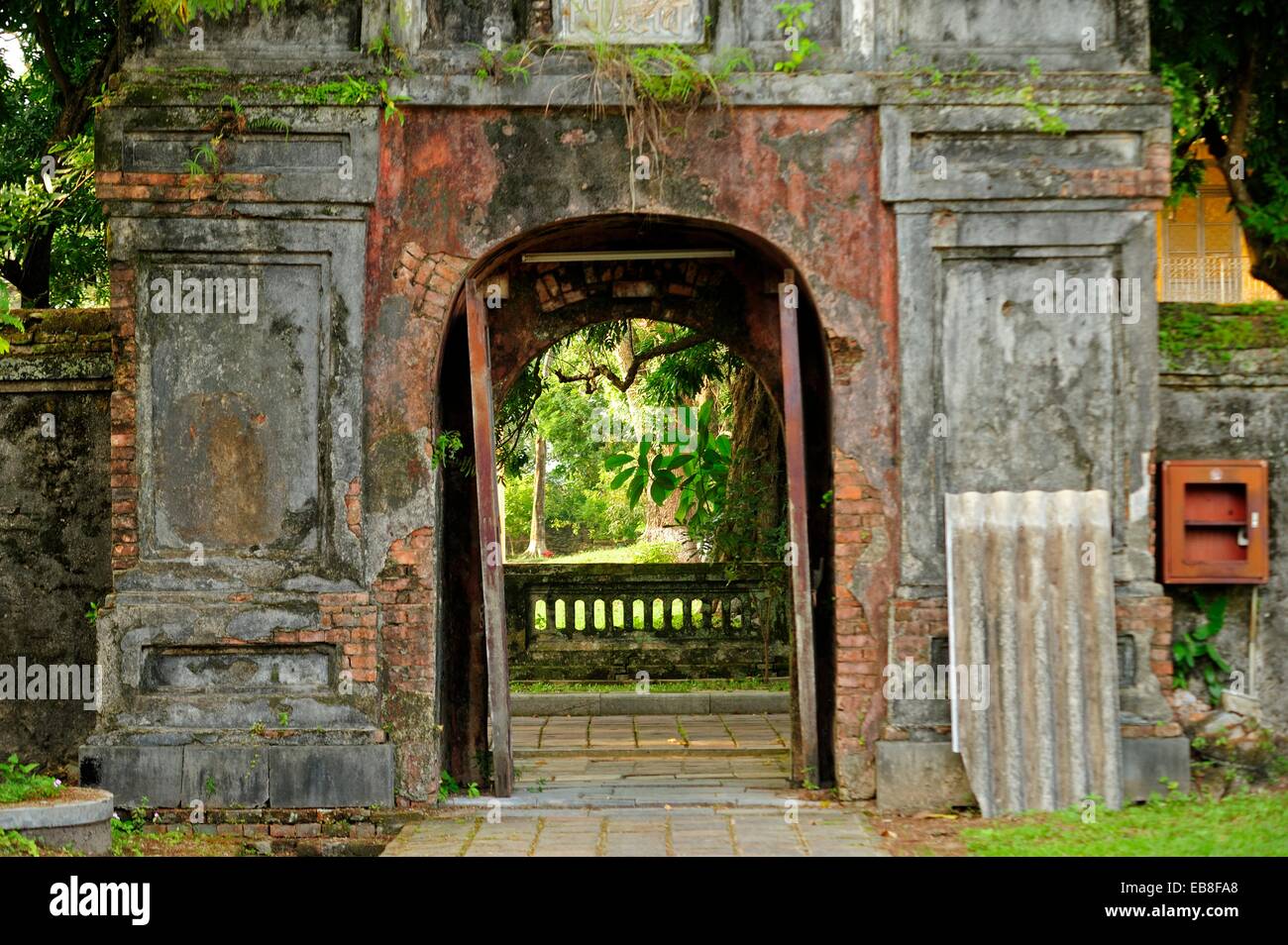 Triu hi-res stock photography and images - Alamy