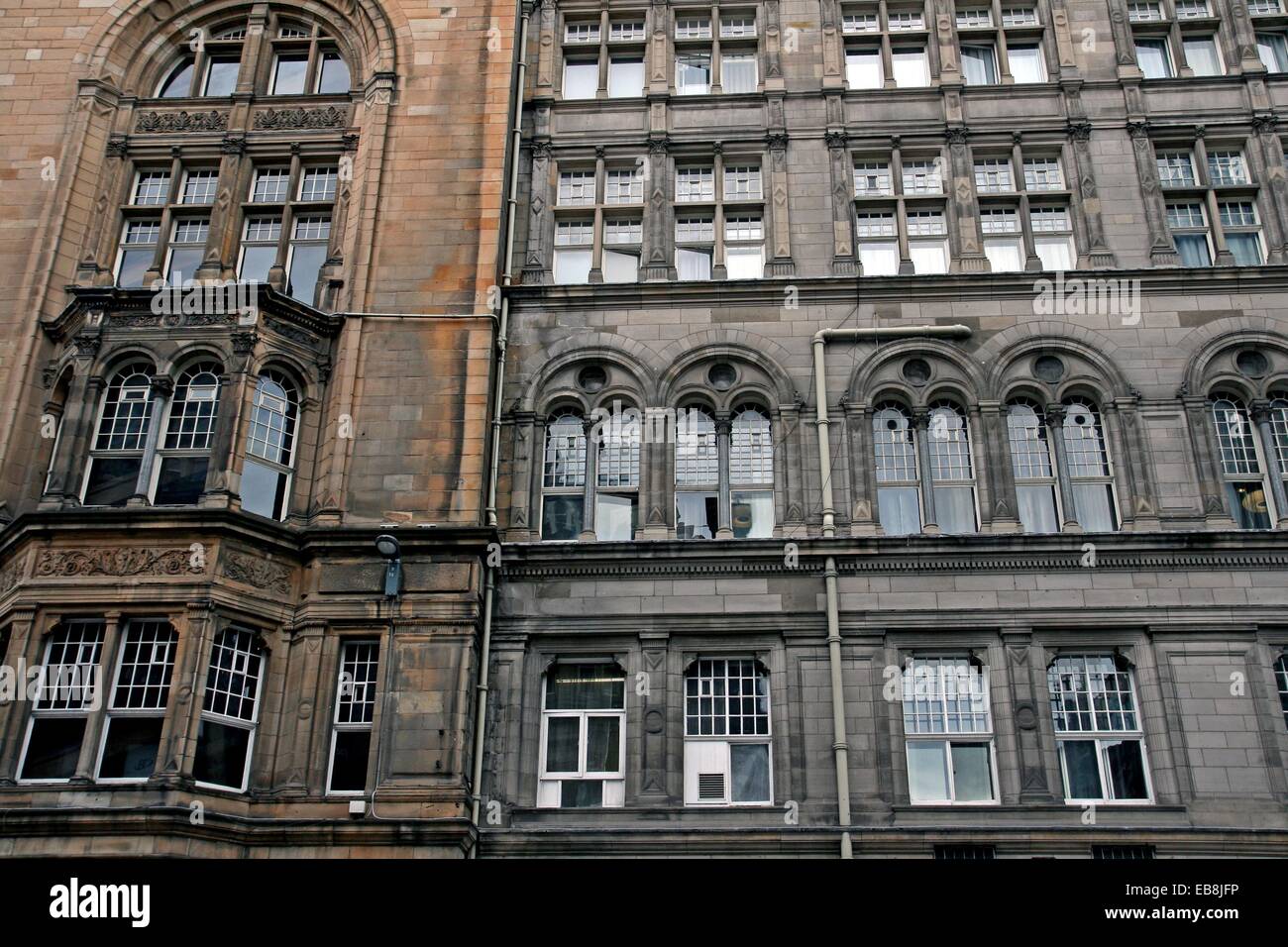 Windows, Central Station, Glasgow, Scotland, UK Stock Photo - Alamy