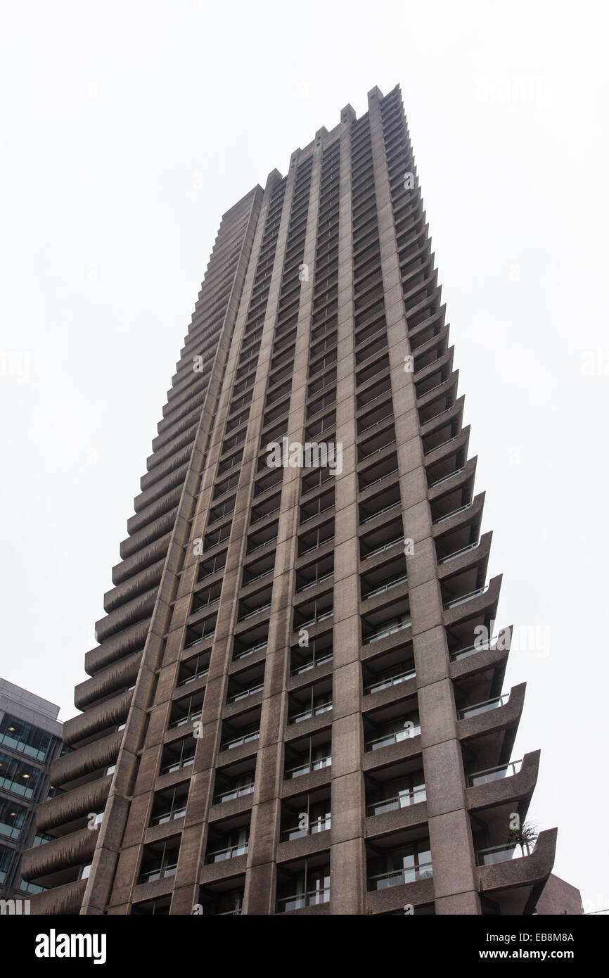 Ugly tower block london tower hi-res stock photography and images - Alamy