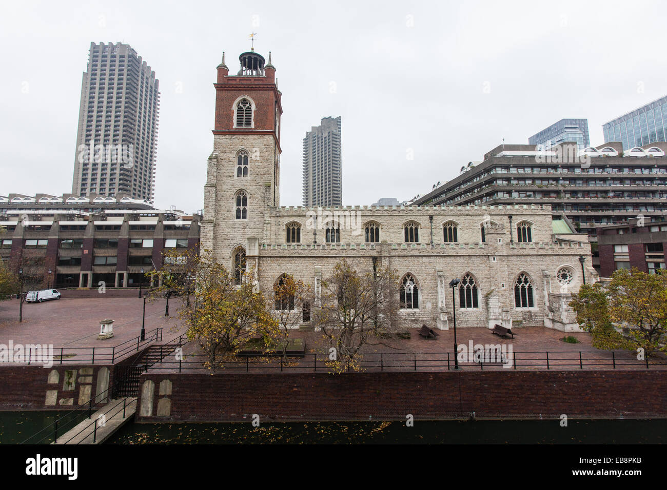 St Giles Cripplegate Church, Barbican center, London, England, United ...