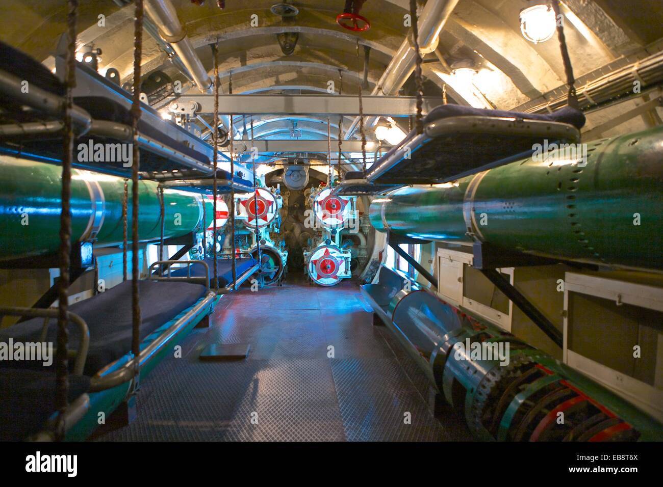 Ww2 Submarines Inside