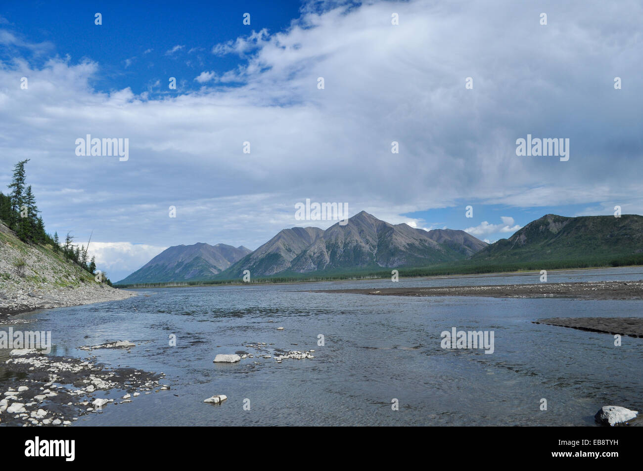 Mountain river Suntar. Landscape of the far corners of the earth in ...