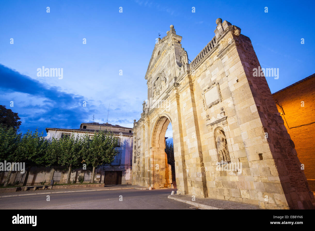 James leon hi-res stock photography and images - Alamy