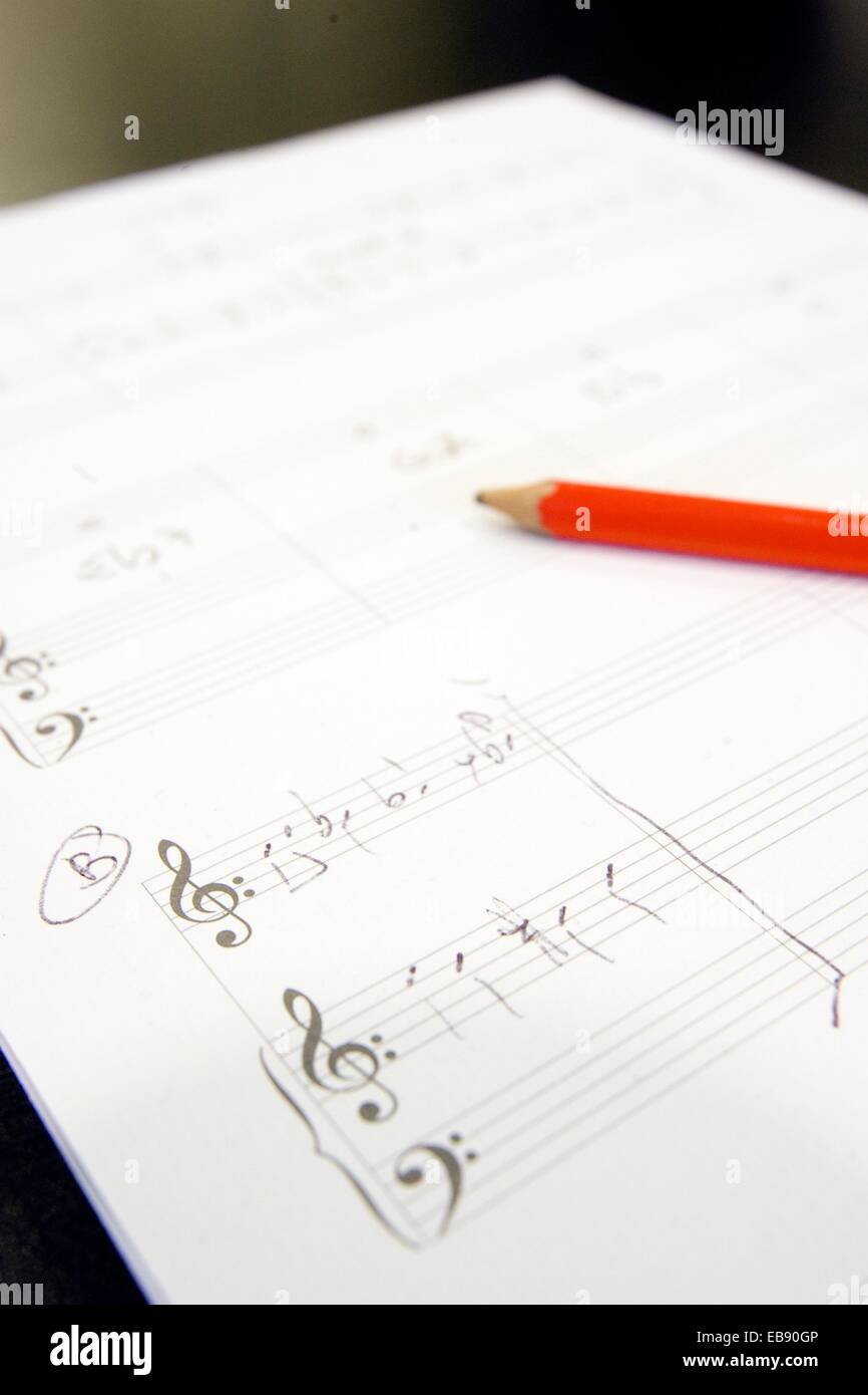 Musical score pencil hi-res stock photography and images - Alamy