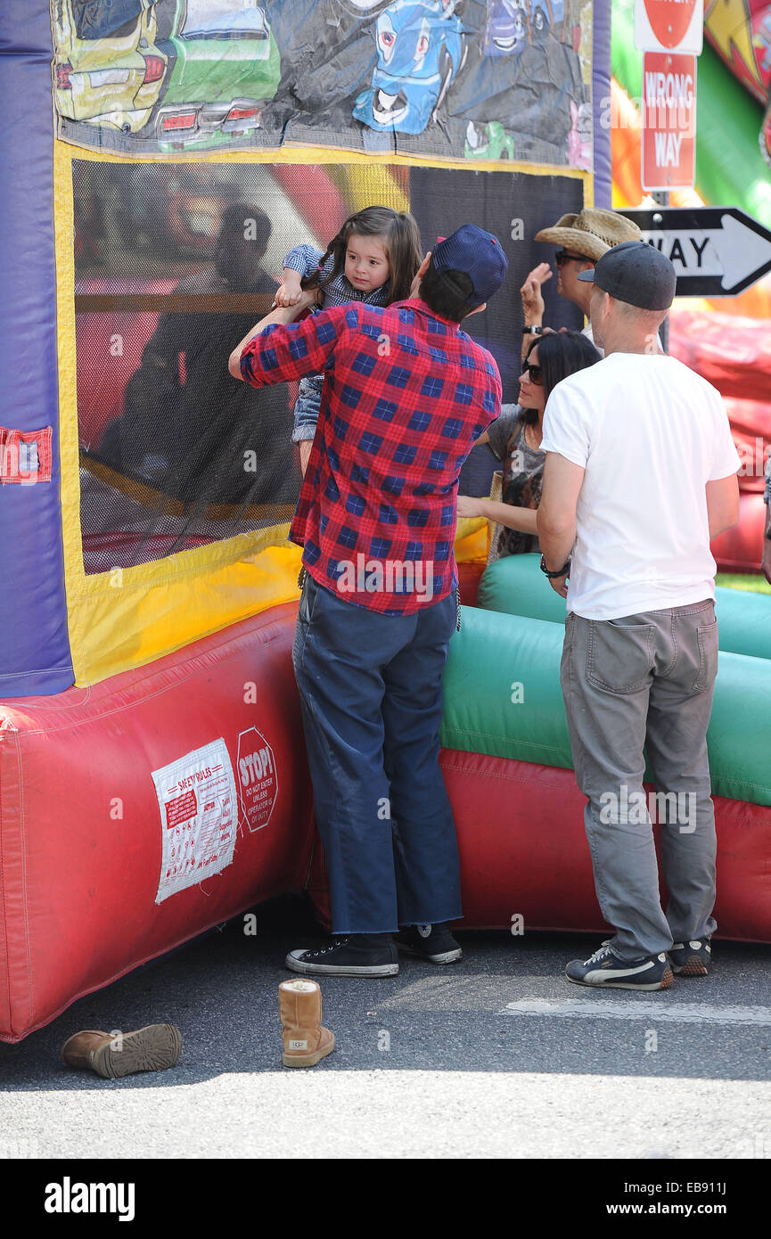 Johnny Knoxville spends time with his wife, Naomi Nelson and children ...