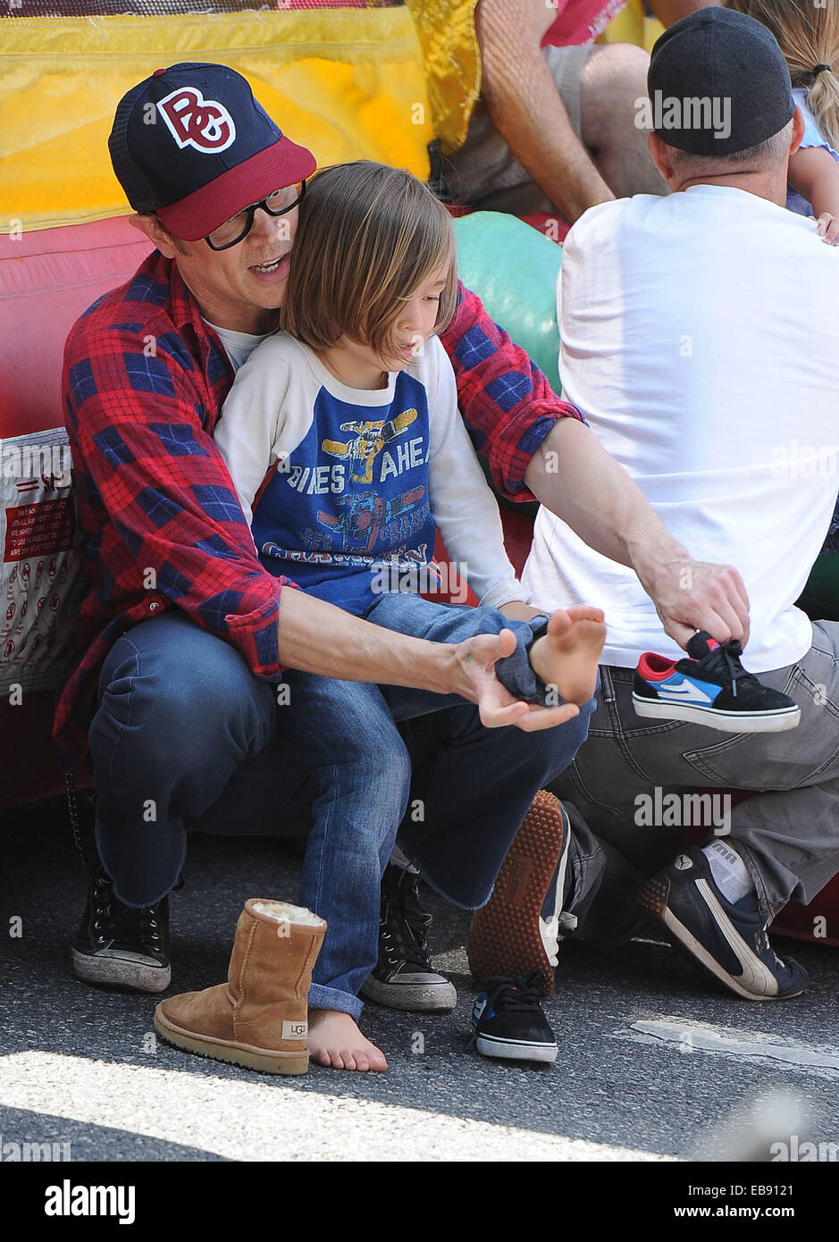 Johnny Knoxville spends time with his wife, Naomi Nelson and children ...
