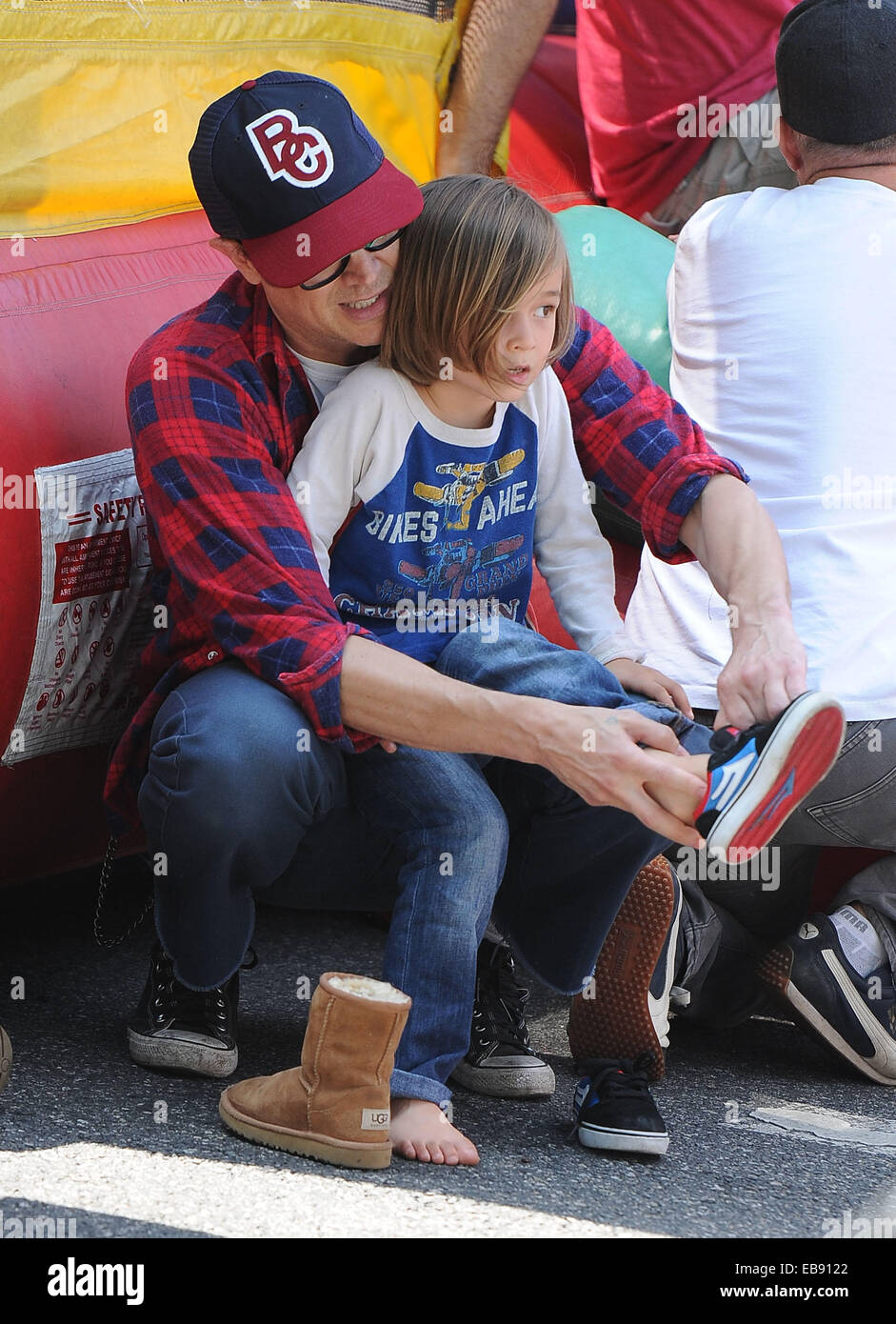 Johnny Knoxville spends time with his wife, Naomi Nelson and children ...