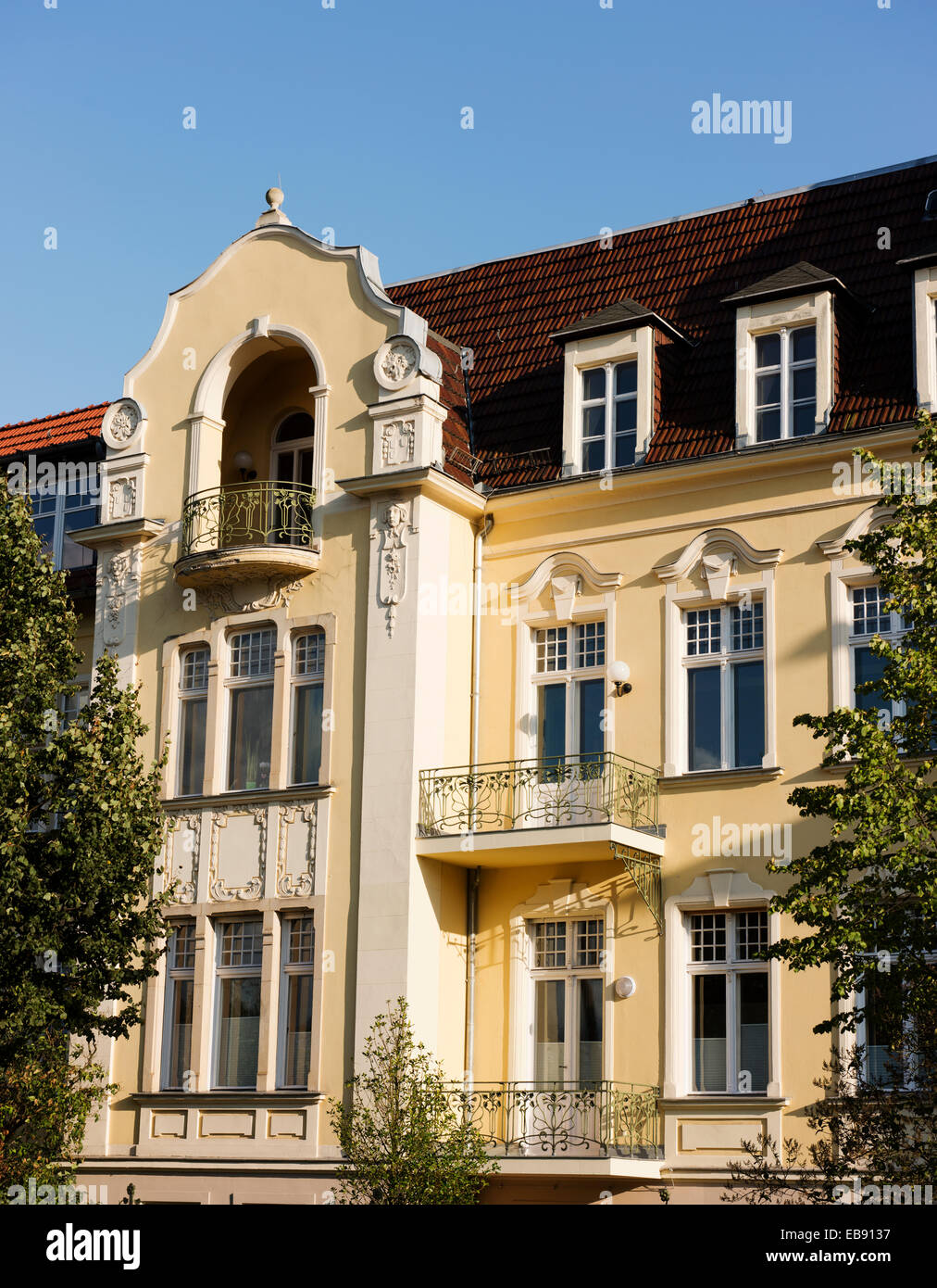 Restored period architecture hi-res stock photography and images - Alamy